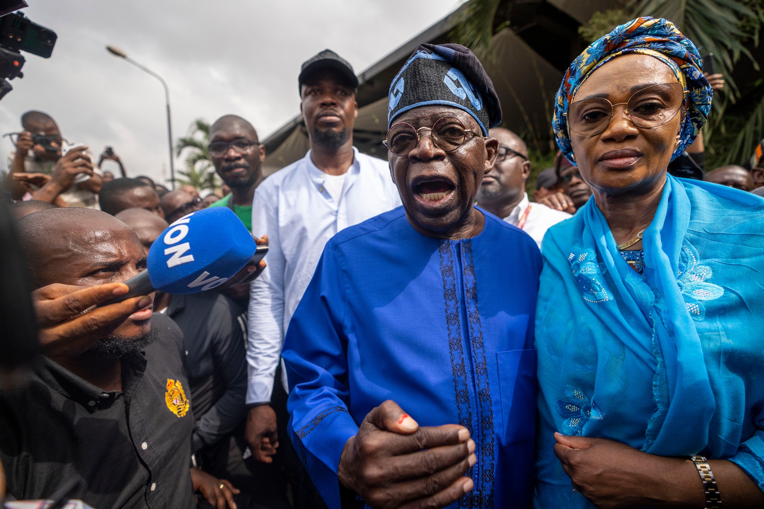 Bola Tinubu wint presidentsverkiezingen Nigeria, oppositie hekelt ...