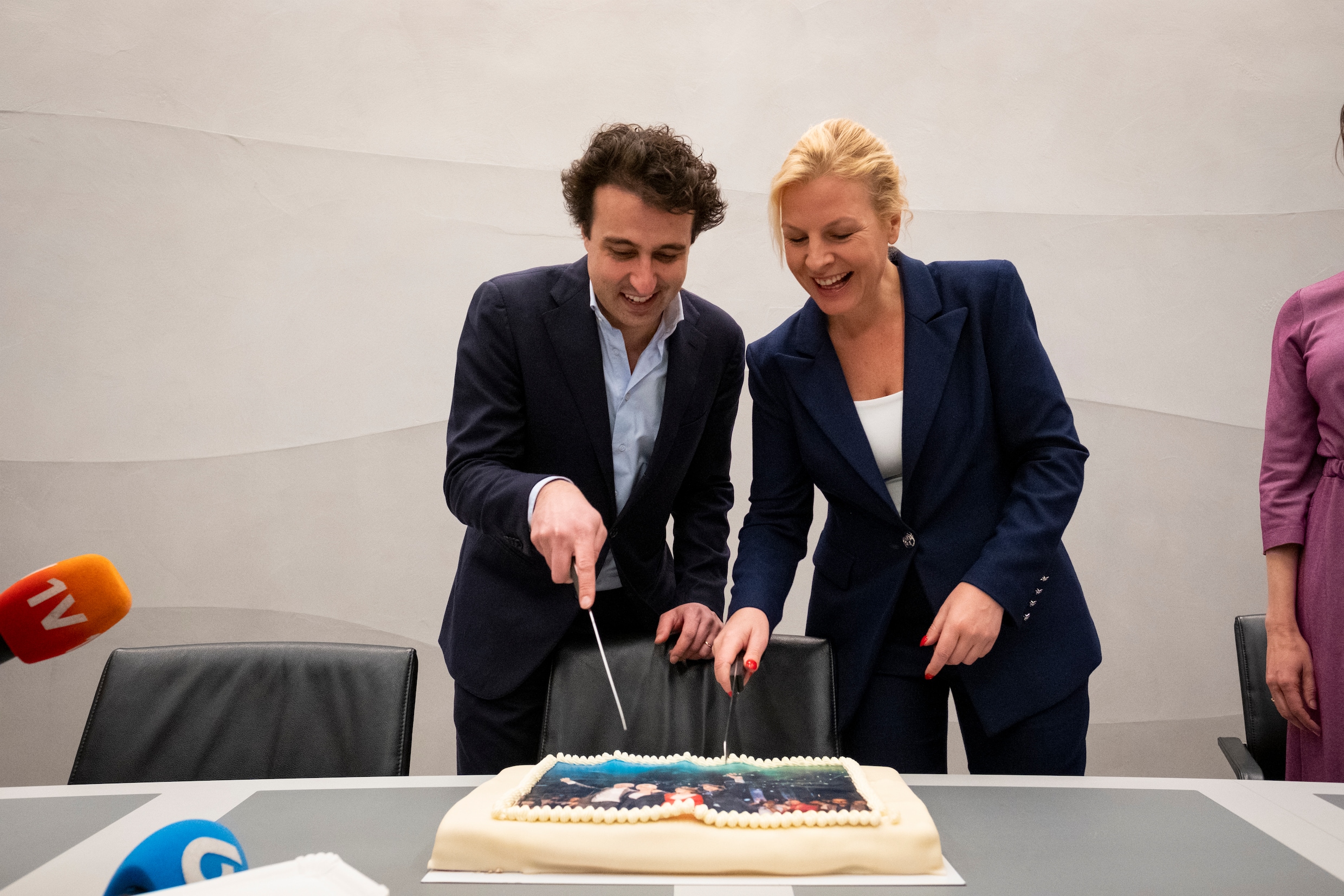‘In plaats van de gewone man terug te winnen geeft de PvdA af op ...