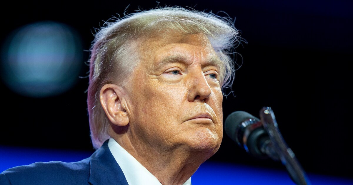 Trump voorspelt zijn eigen arrestatie en wil dat zijn aanhang komt ...