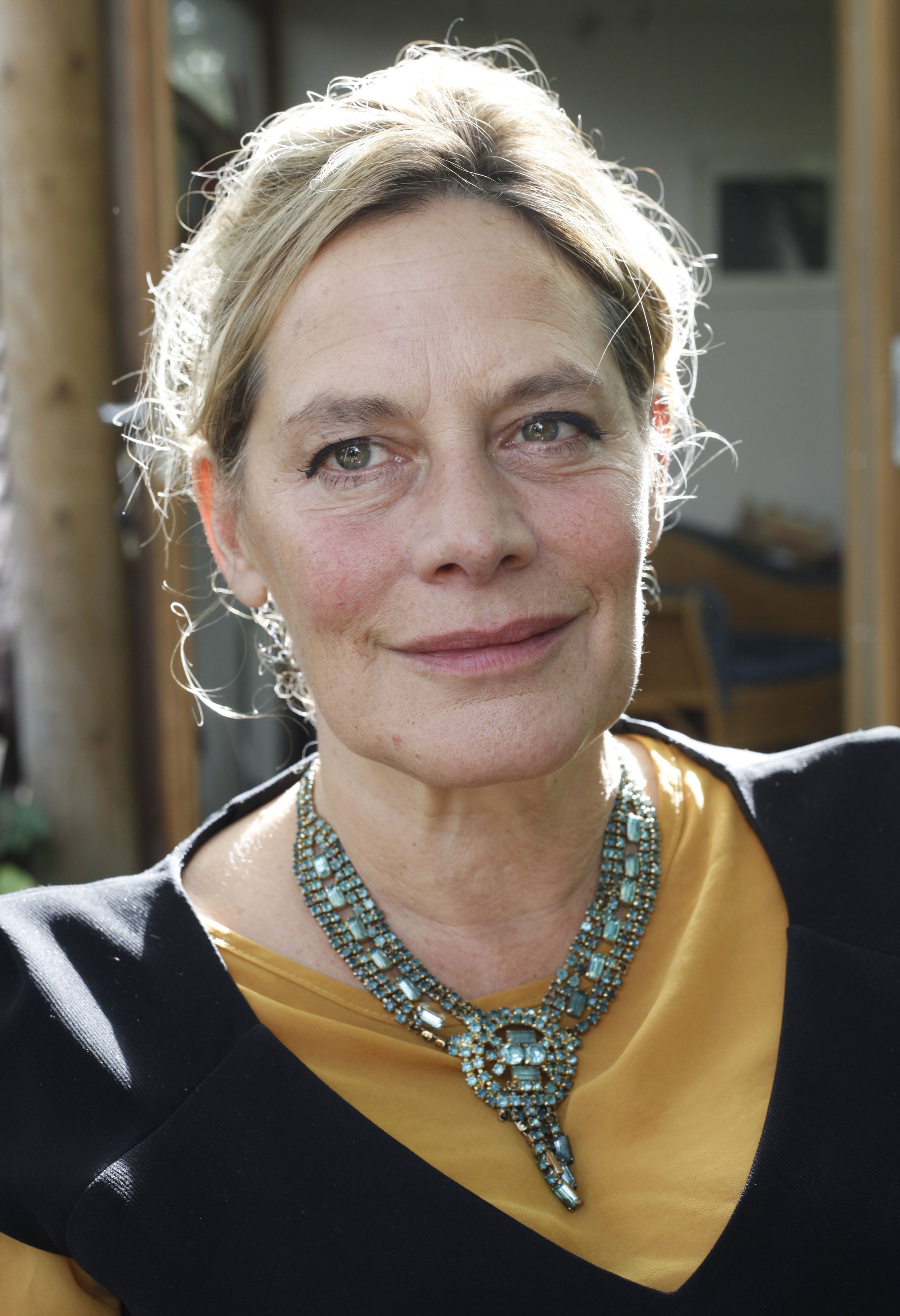 Deborah Levy schreef een succesvolle trilogie over een vrouw die erg op haar lijkt: ‘Schrijven ...