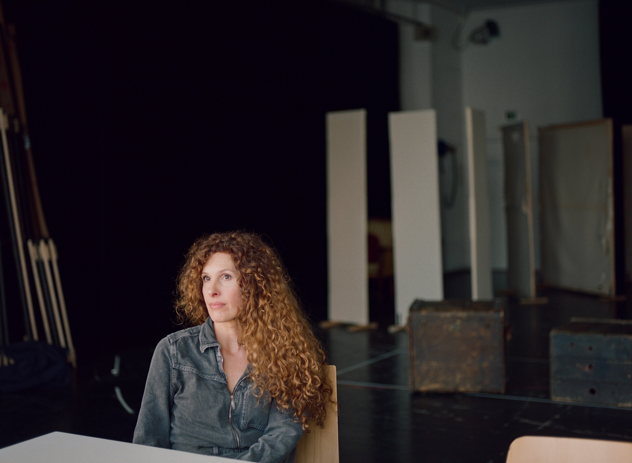 Hoe Lotte de Beer het stof van de Weense Volksoper afblaast: ‘Kunst mag ...