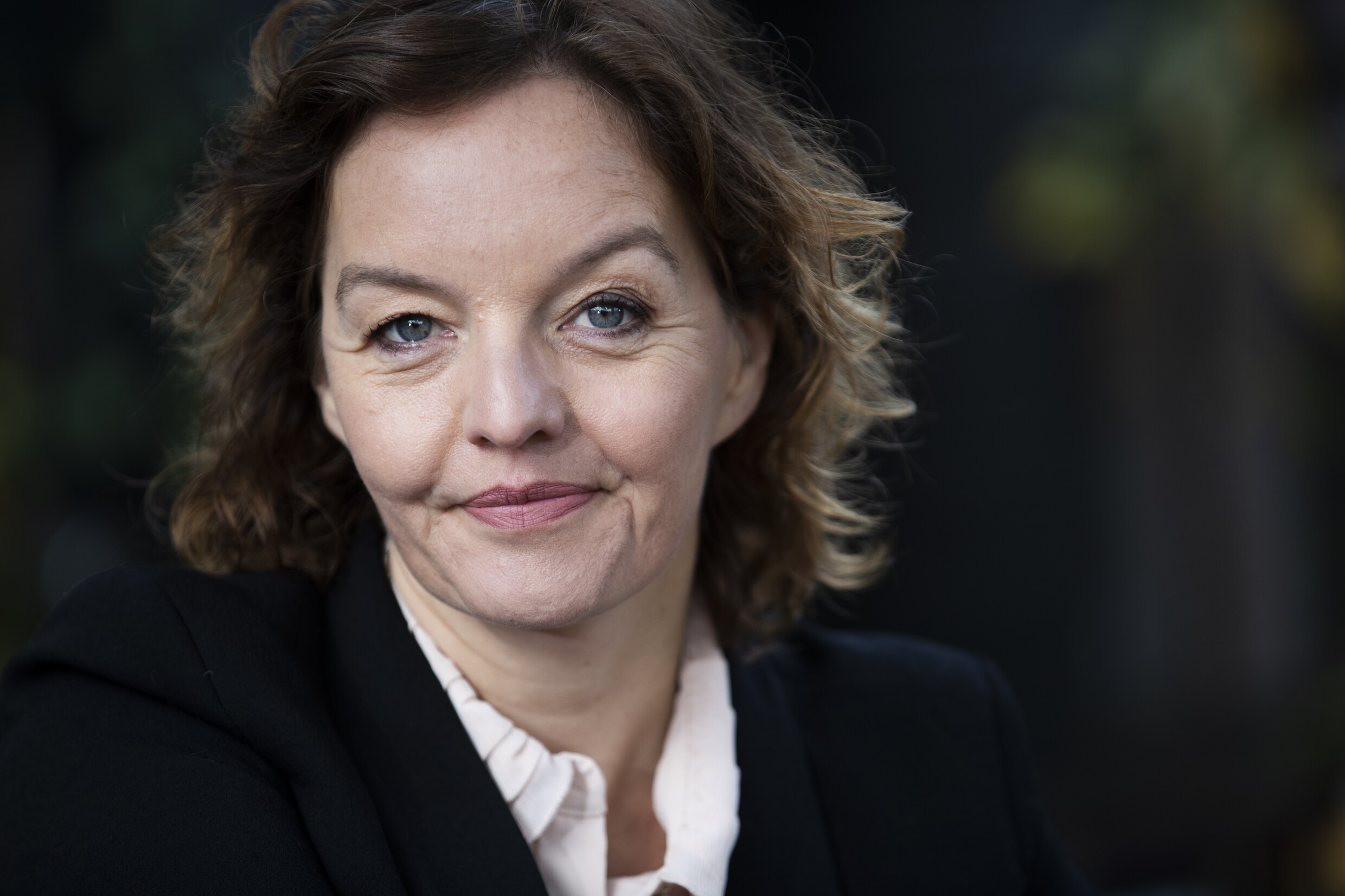 Wat heeft Wim de Bie betekend voor andere tv-satirici en cabaretiers ...