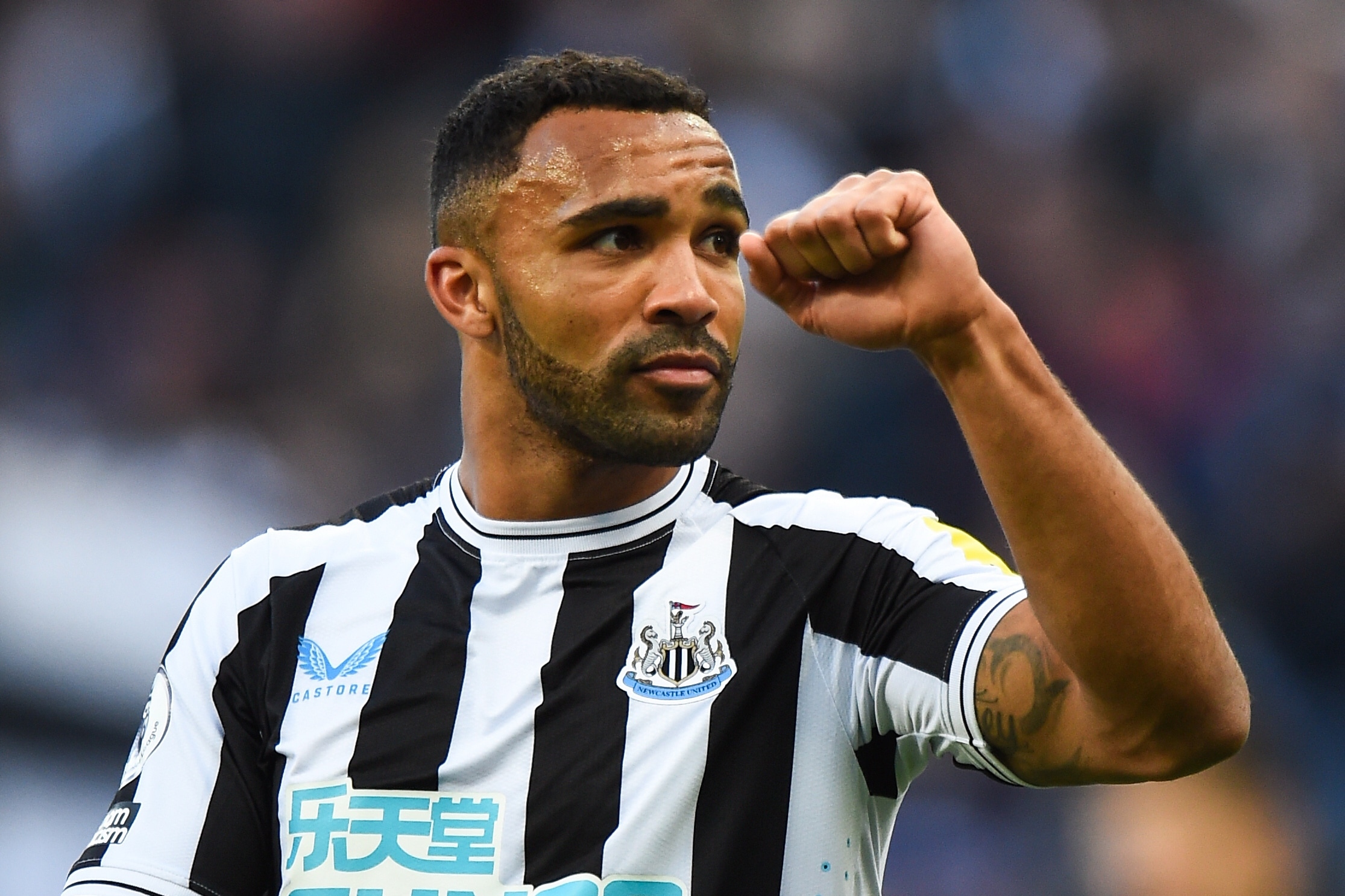 Manchester United krijgt in strijd om ticket voor Champions League tik ...