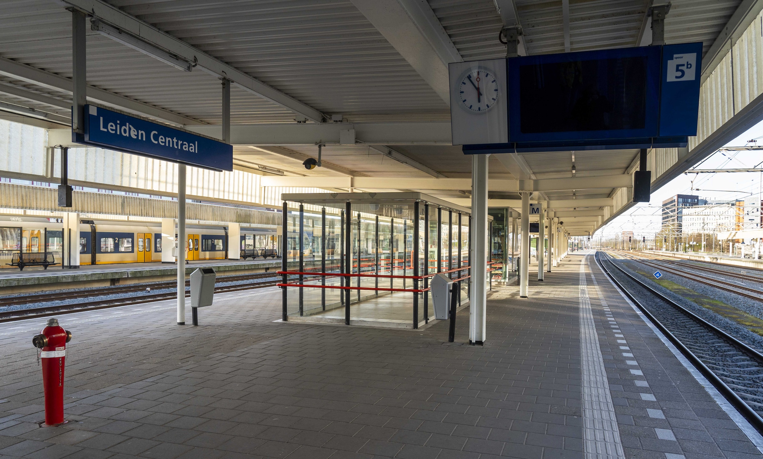 Lees hier het liveblog over het dodelijke treinongeluk in Voorschoten terug | de Volkskrant