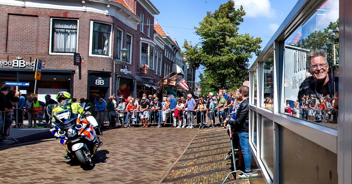 Als je de motoragent ziet, weet je dat de koers eraan komt | de Volkskrant