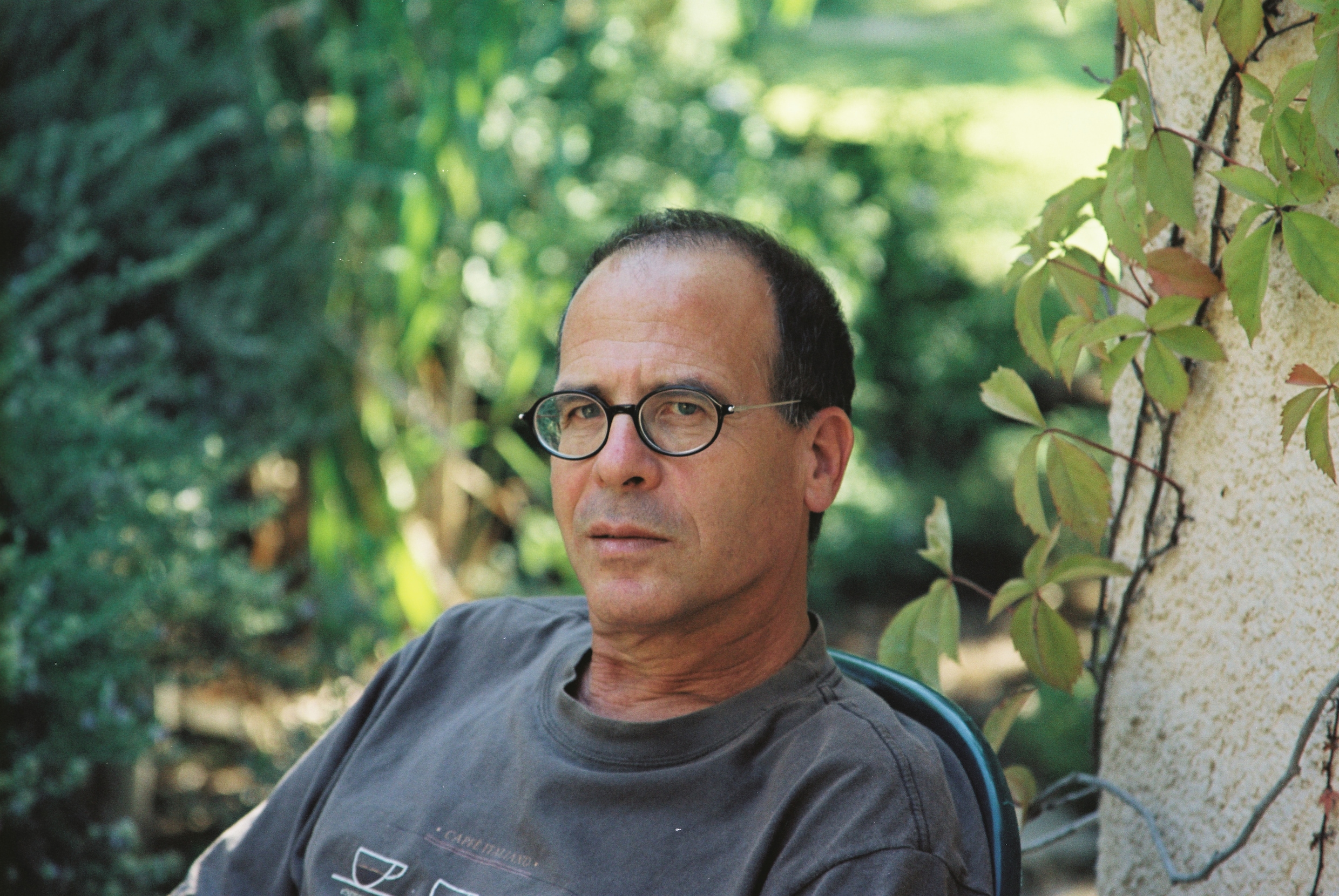 De Israëlische schrijver Meir Shalev zocht in zijn grote, gevarieerde ...