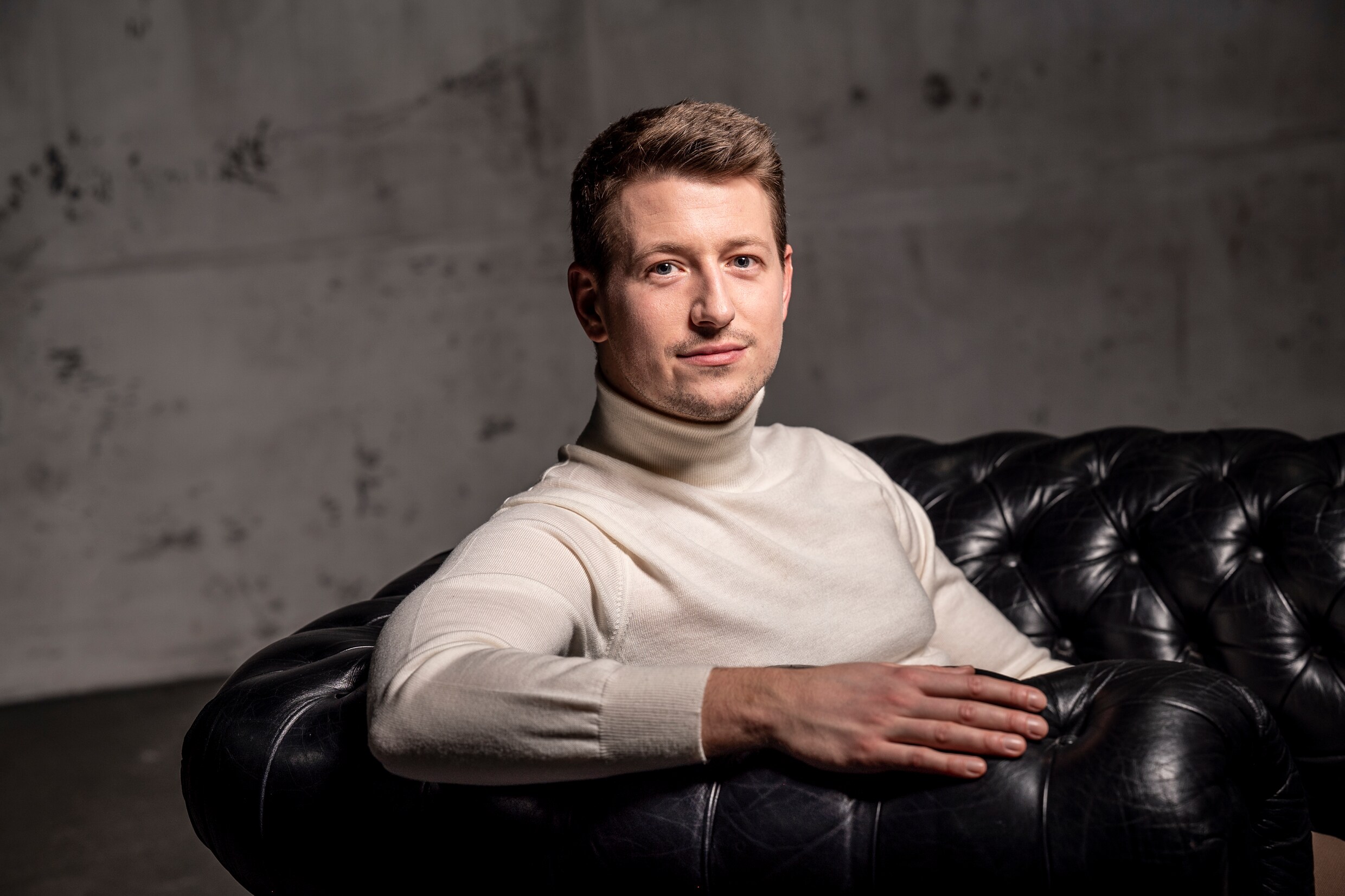 Philharmonie Zuidnederland speelt vrij en fraai in geplande én ...