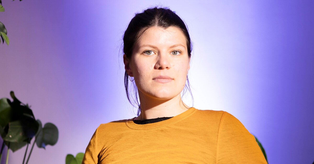 Martha Claeys wint Socratesbeker met het boek ‘Trots’, over een emotie ...