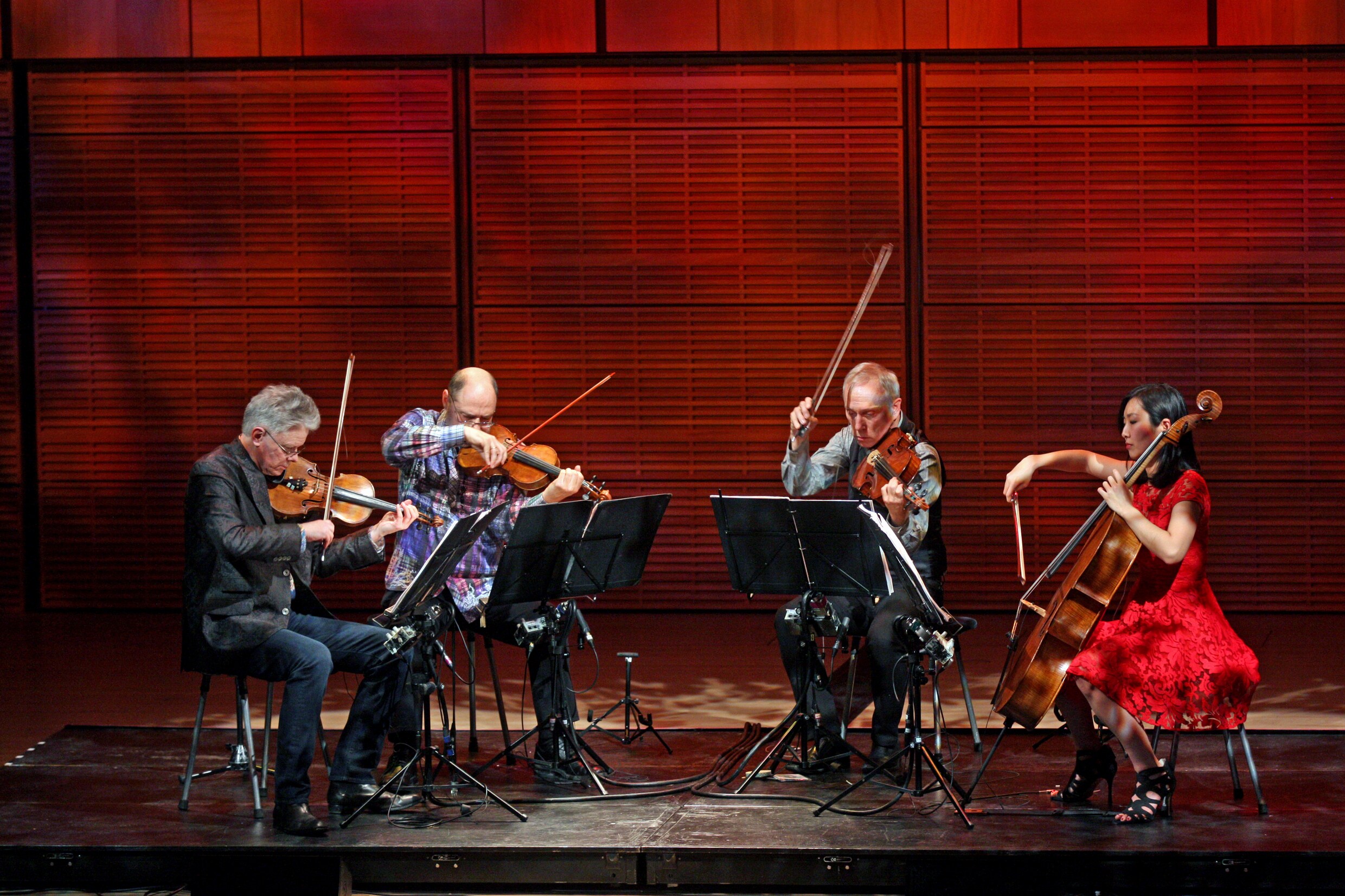 Strijkkwartet Kronos bestaat vijftig jaar, en viert dat in Amsterdam met vijftig nieuwe stukken ...