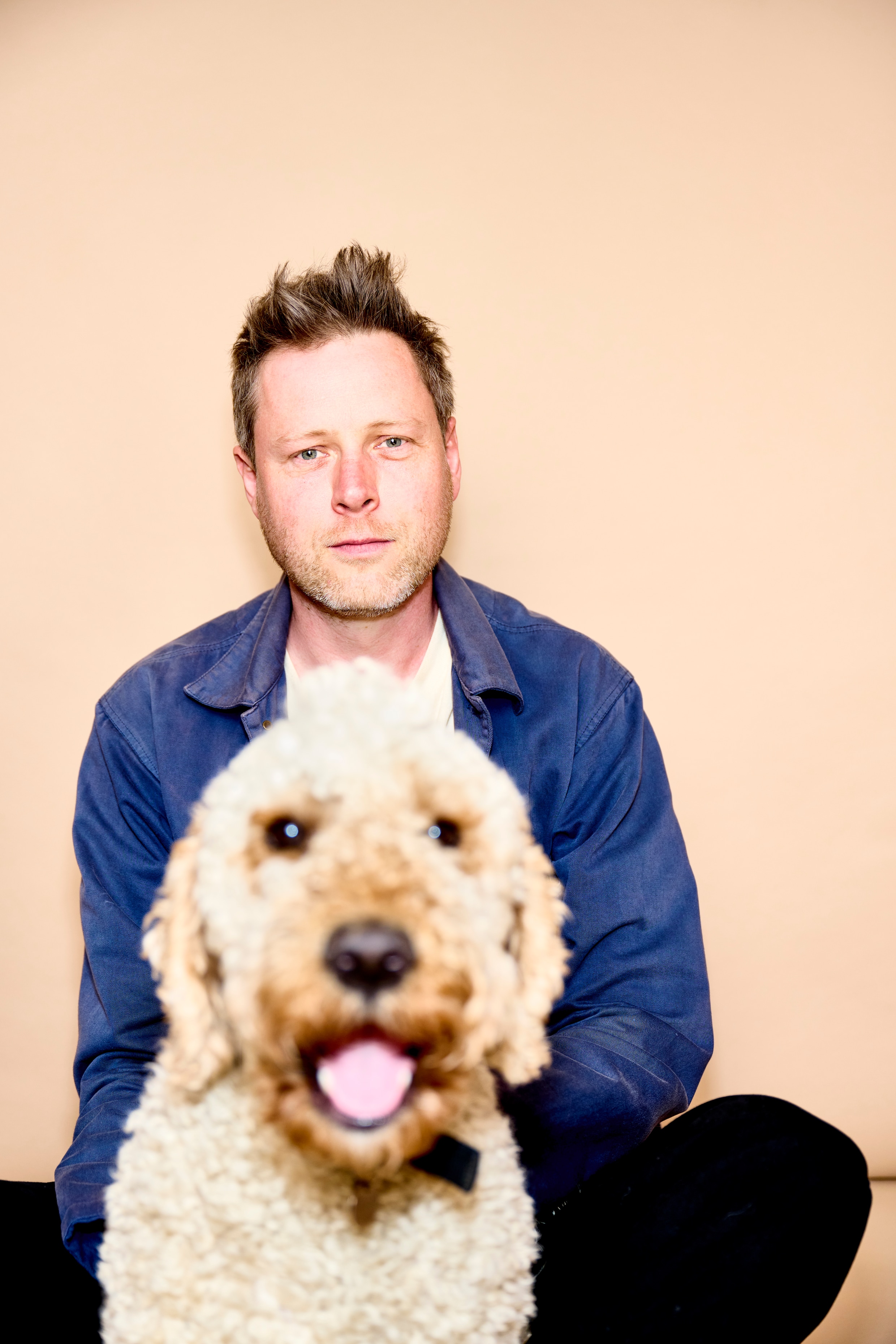 Schrijver Max Porter: ‘Het is momenteel moeilijk om artiest te zijn in ...