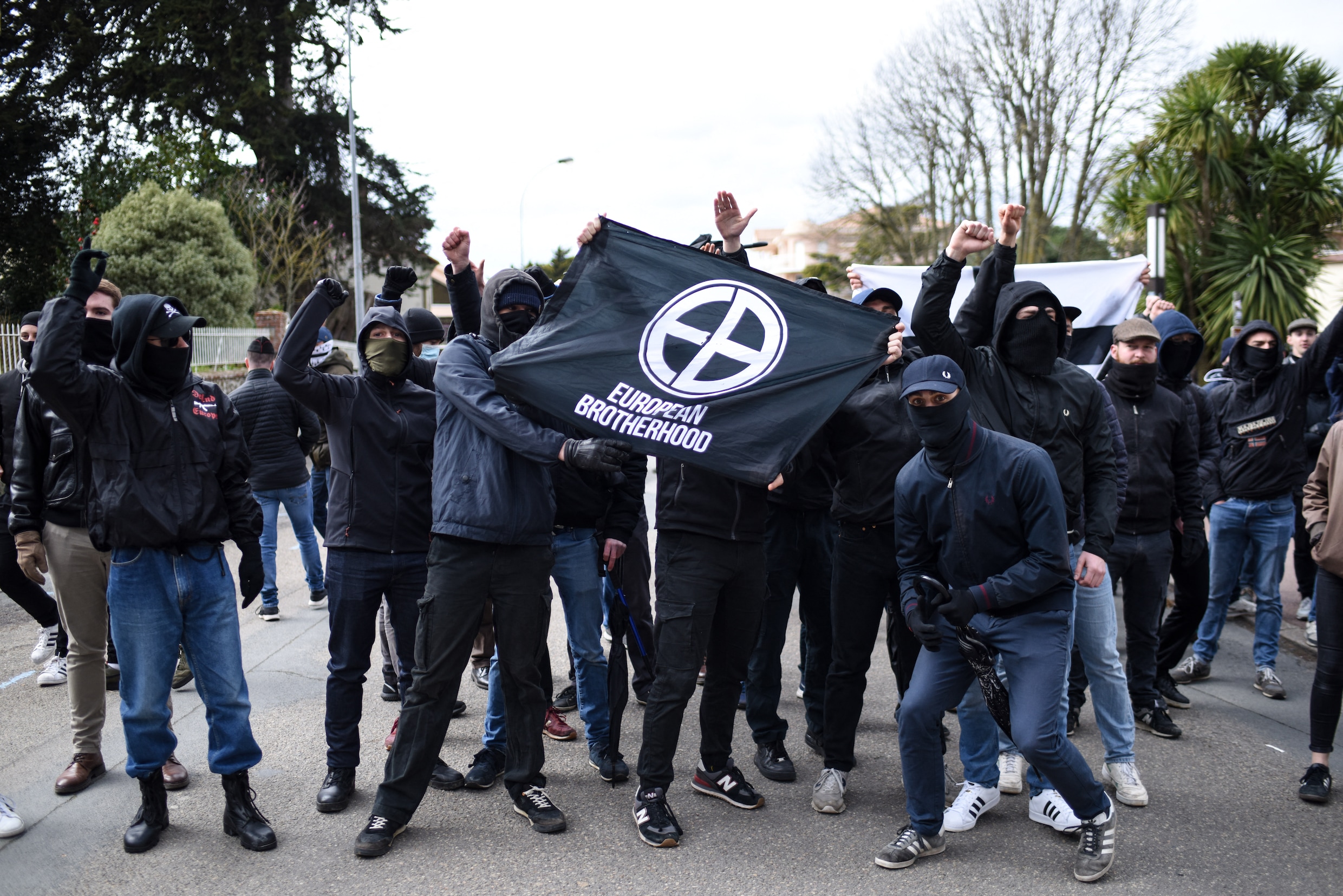 Hoe een Frans badplaatsje aan de Loire tot ‘slagveld’ werd voor ...