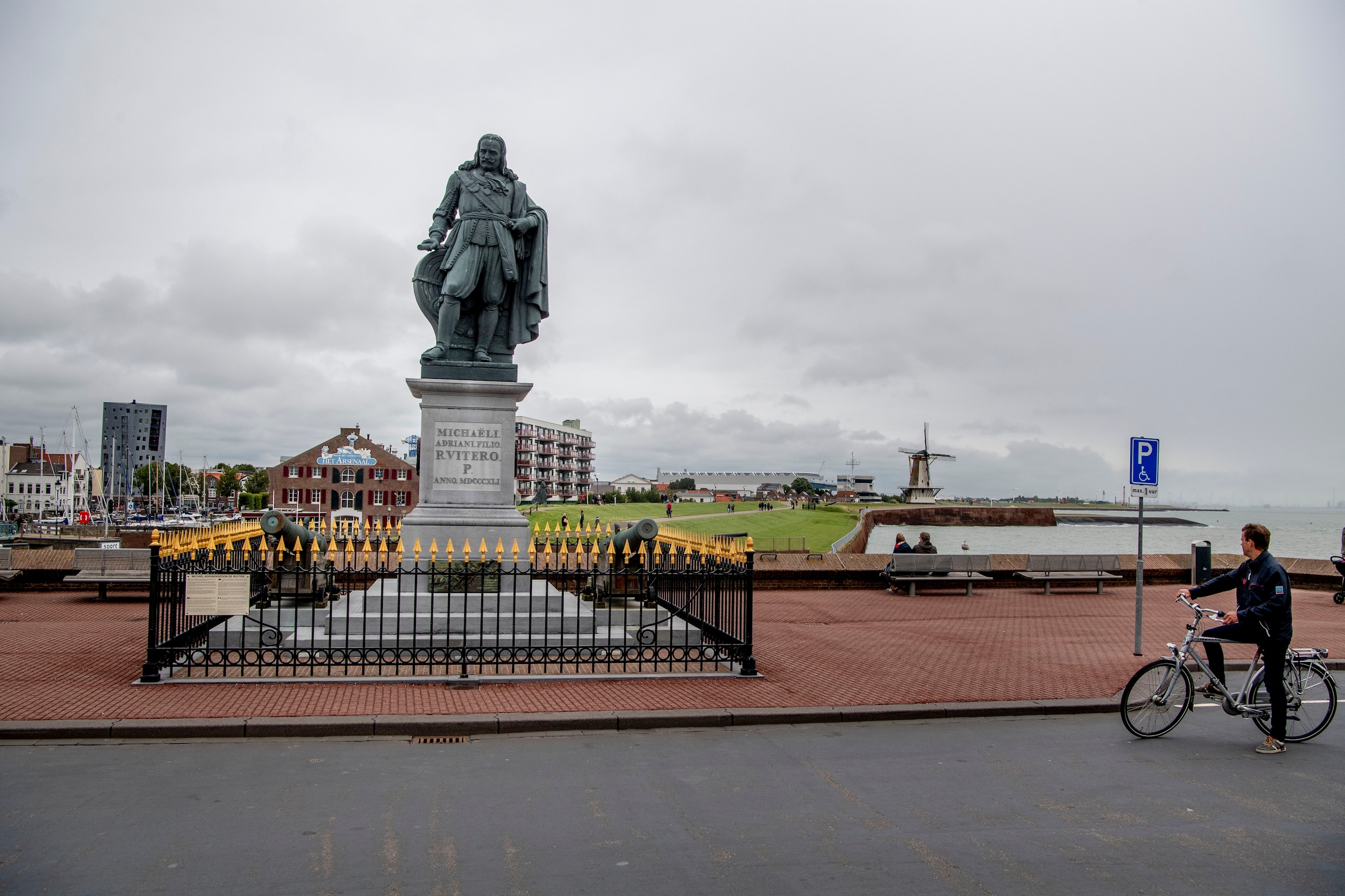 Geen monument voor slavernij op boulevard Vlissingen, ‘hoofdstad van de Nederlandse slavenhandel ...