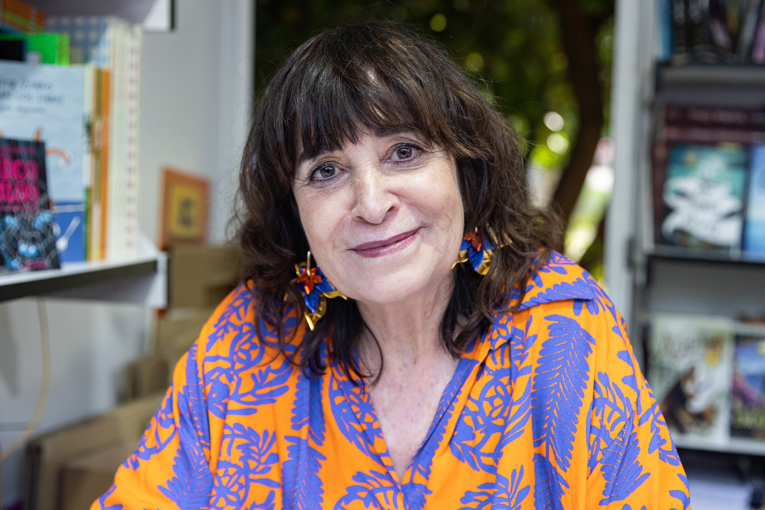 Rosa Montero probeert aan te tonen waarom schrijvers gek zouden zijn ...