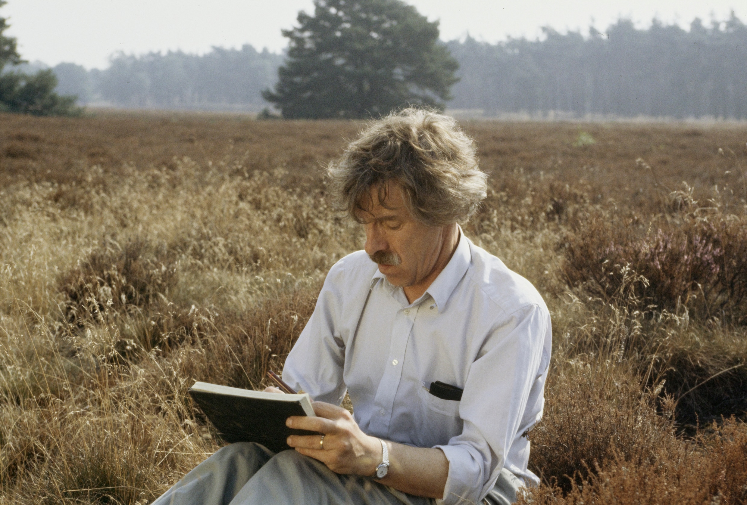 Tekenaar Peter Vos kan zich geen betere pleitbezorger wensen dan Eddy ...