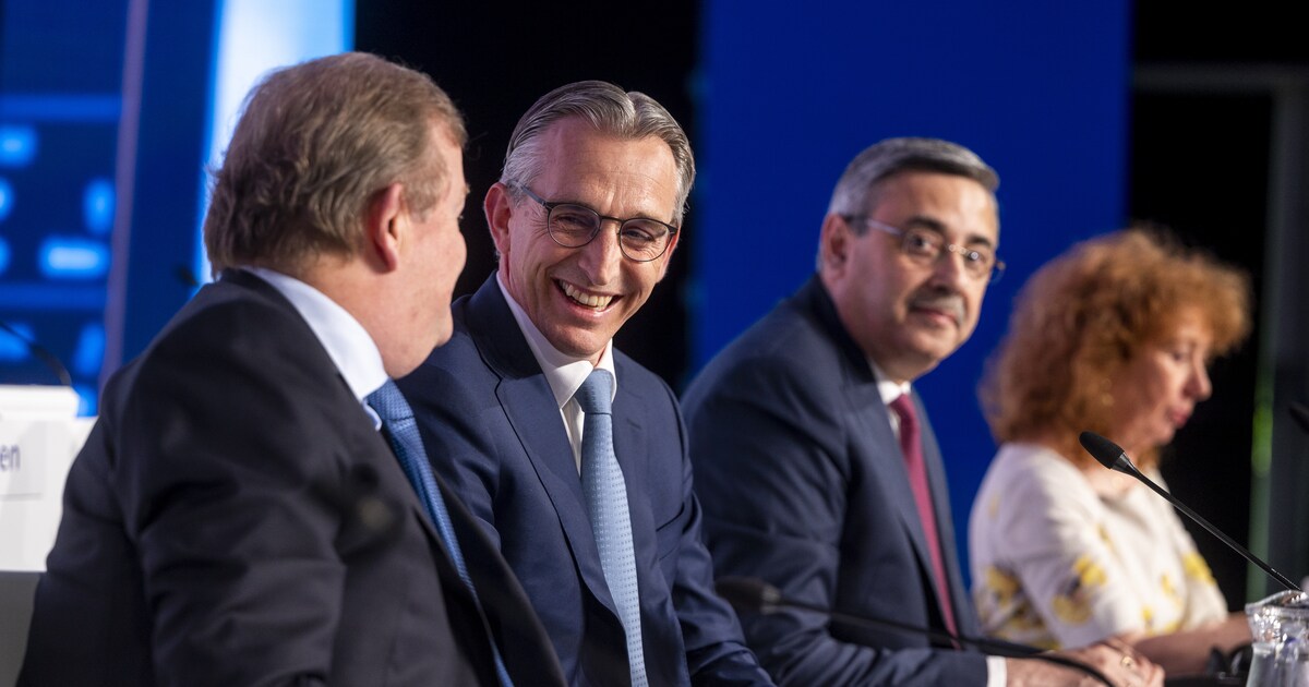 Philips-baas: ‘Neem me niet kwalijk dat ik eerst Philips op de rails ...