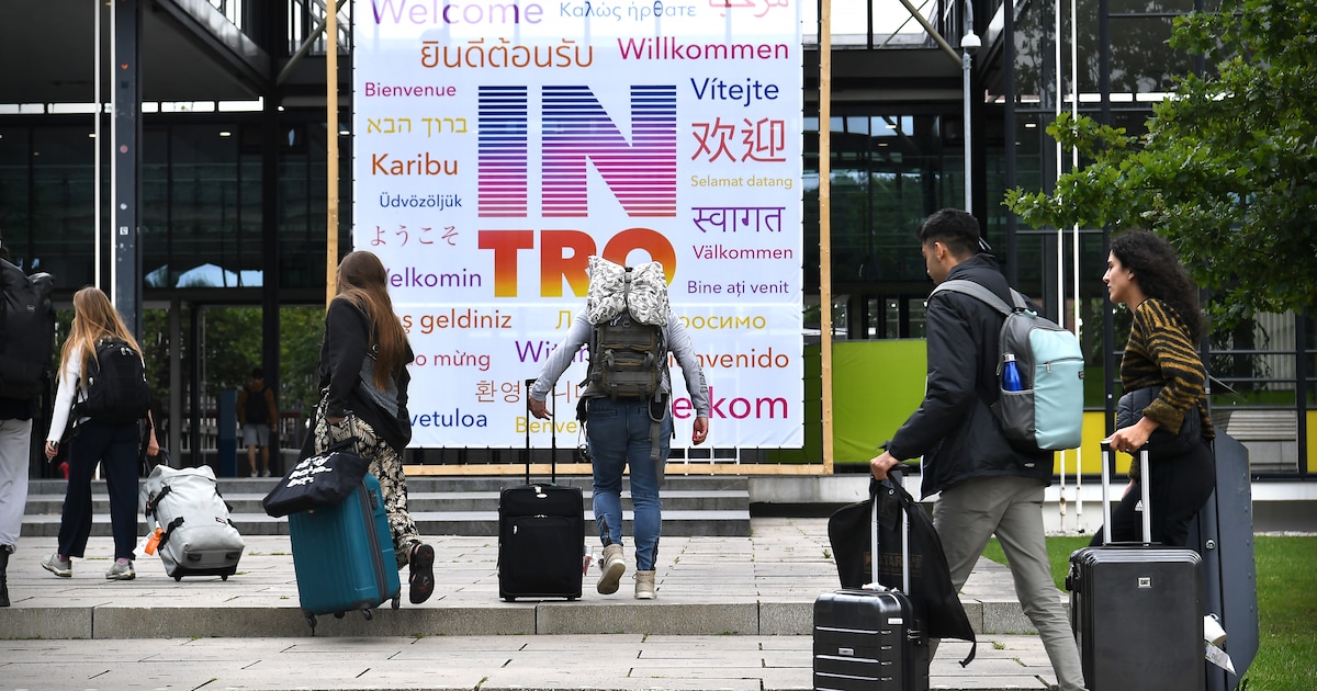 Weg met het Engels in het hoger onderwijs? Haagse studenten juichen ...