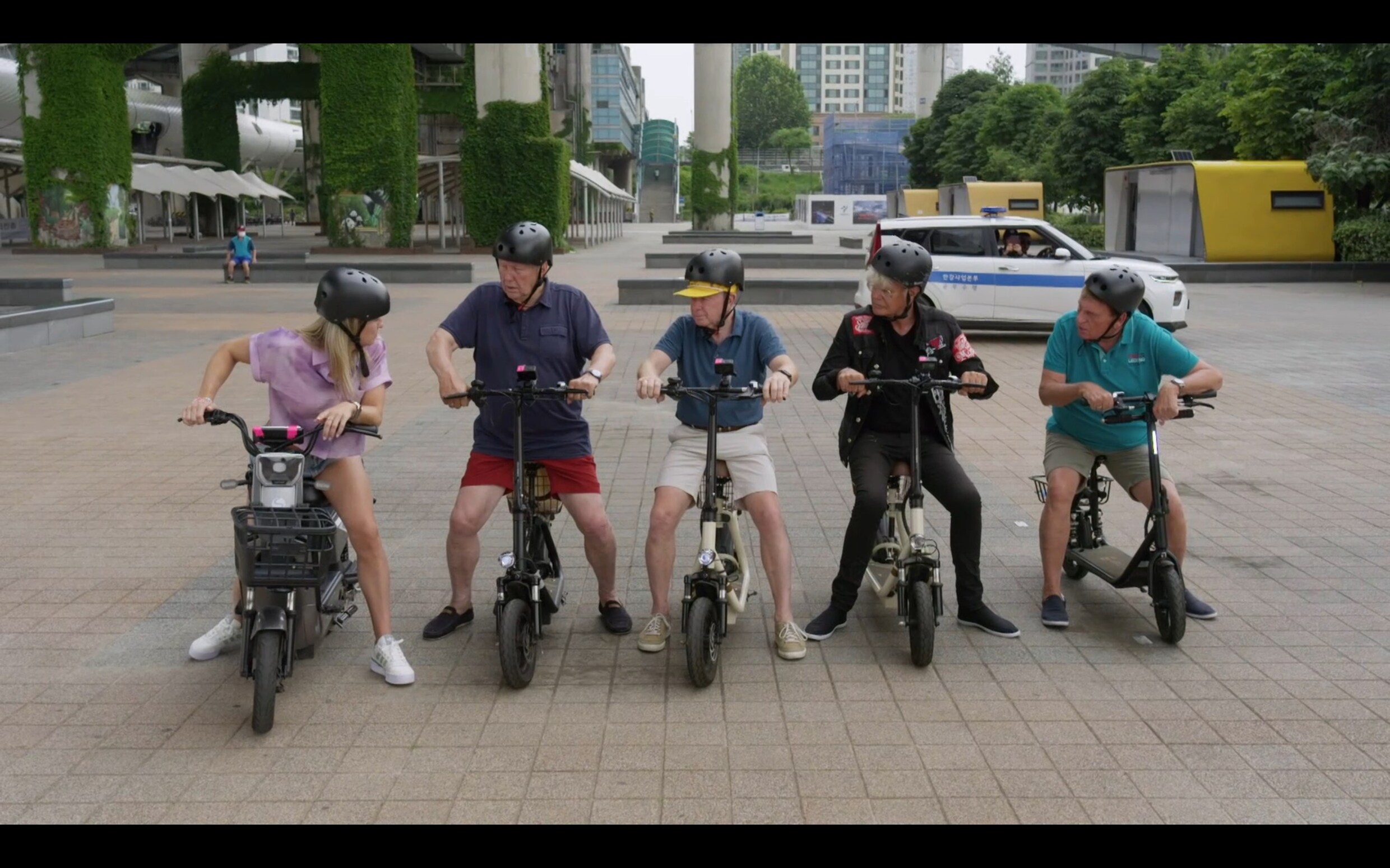 Er blijken weinig dingen leuker om naar te kijken dan Henny Huisman die ...