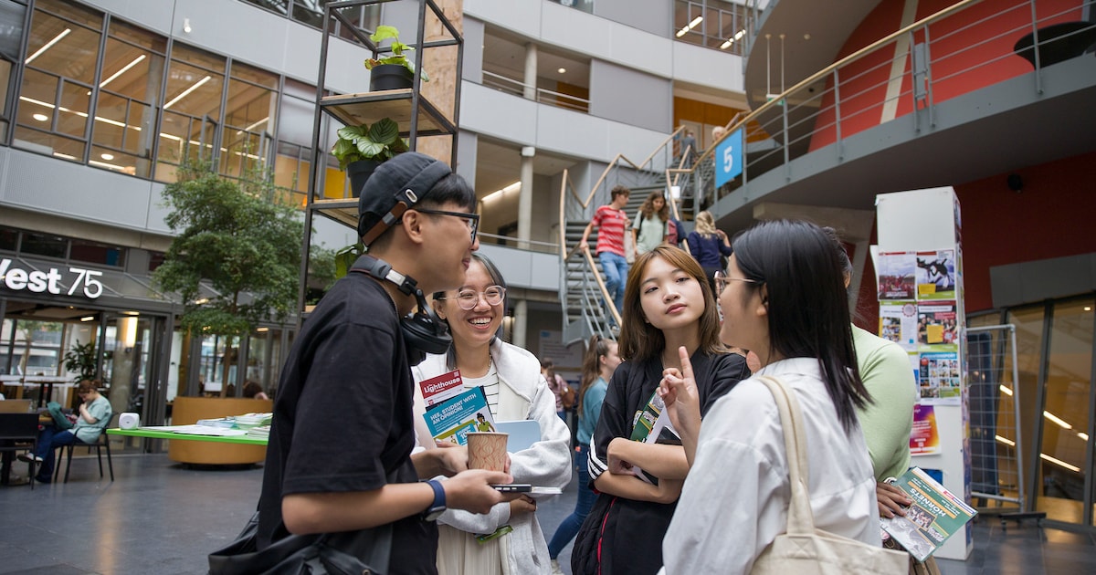 Toename internationale studenten in het hoger onderwijs vlakt af ...