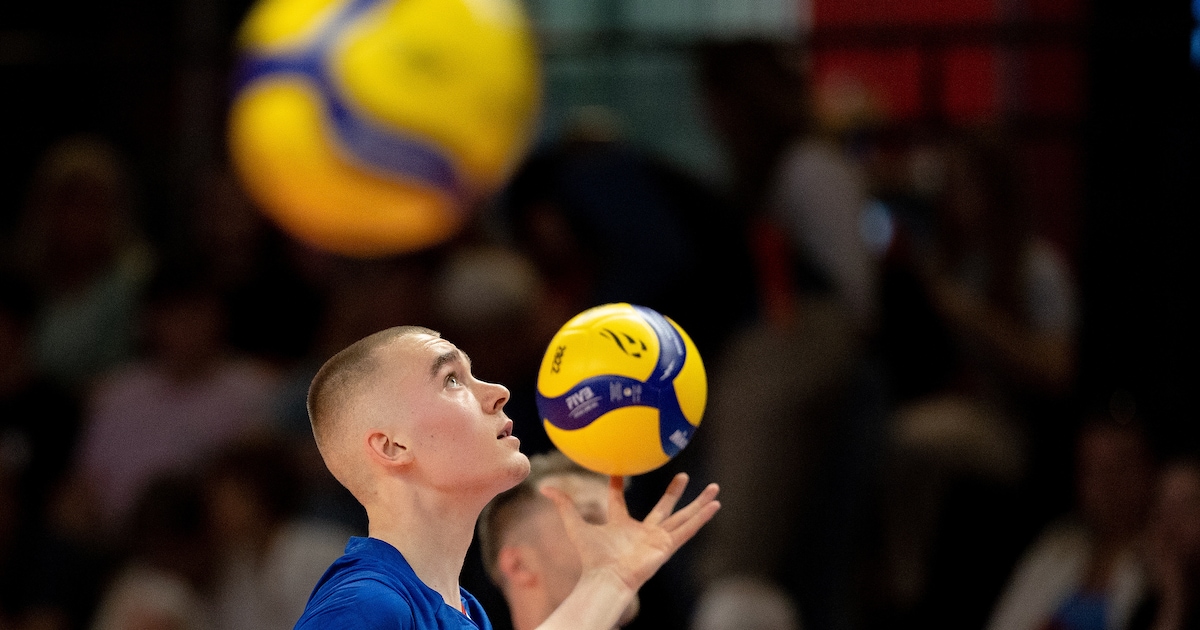 Sil Meijs gaat als rookie met grote stappen naar de volleybaltop | de ...