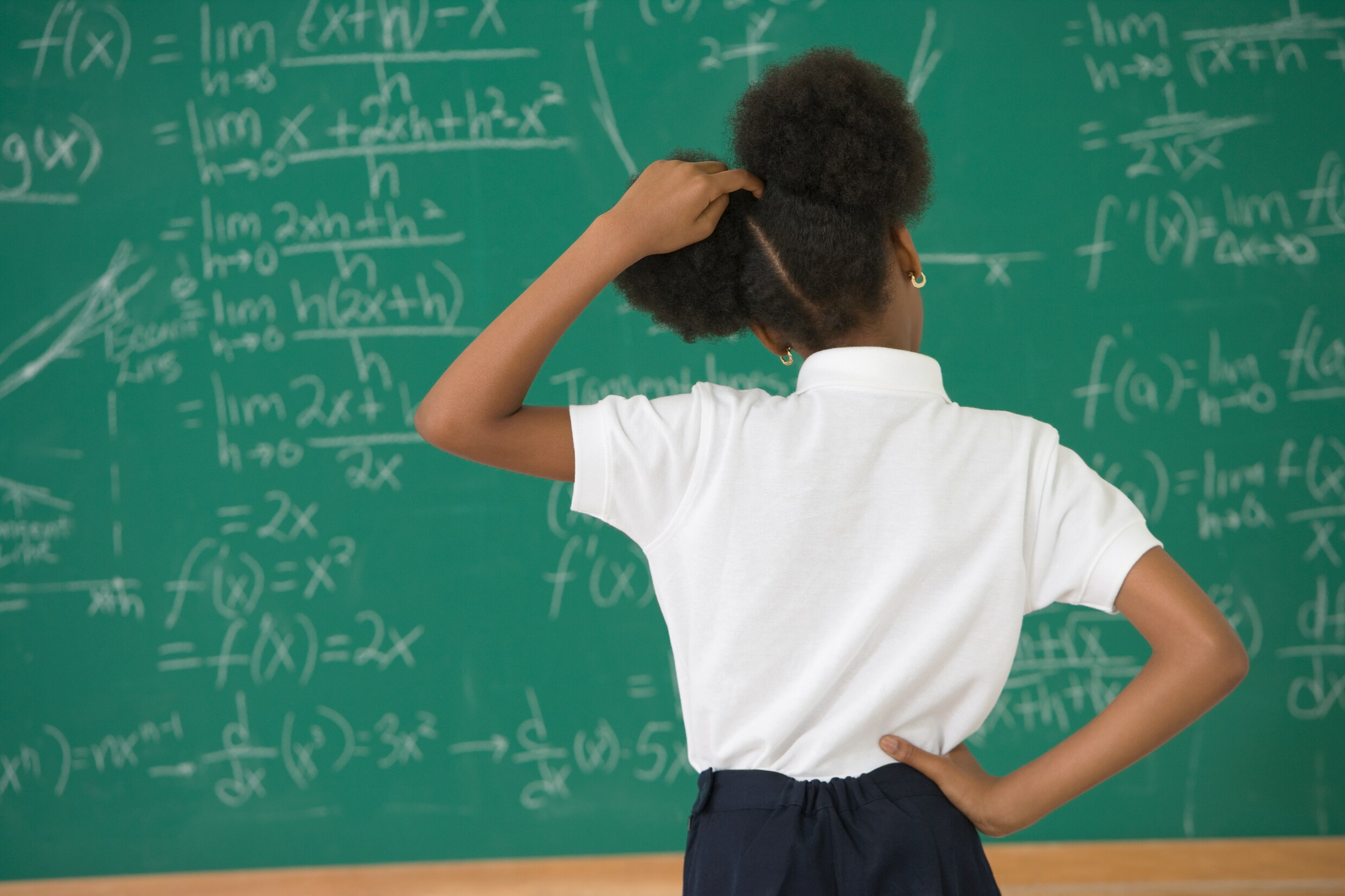 De Speld: kabinet gaat meedoen aan ‘girl math’-trend om begroting rond ...