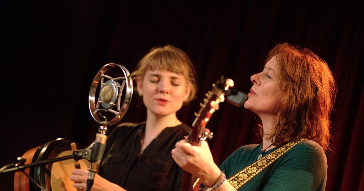 Antieke folk krijgt een actuele lading bij de indringende zang van The ...