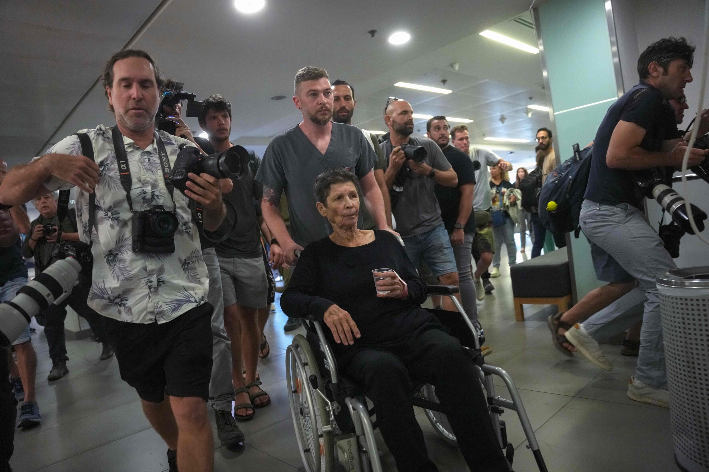 De tijd dringt voor de gijzelaars in Gaza – een grondoorlog maakt ...