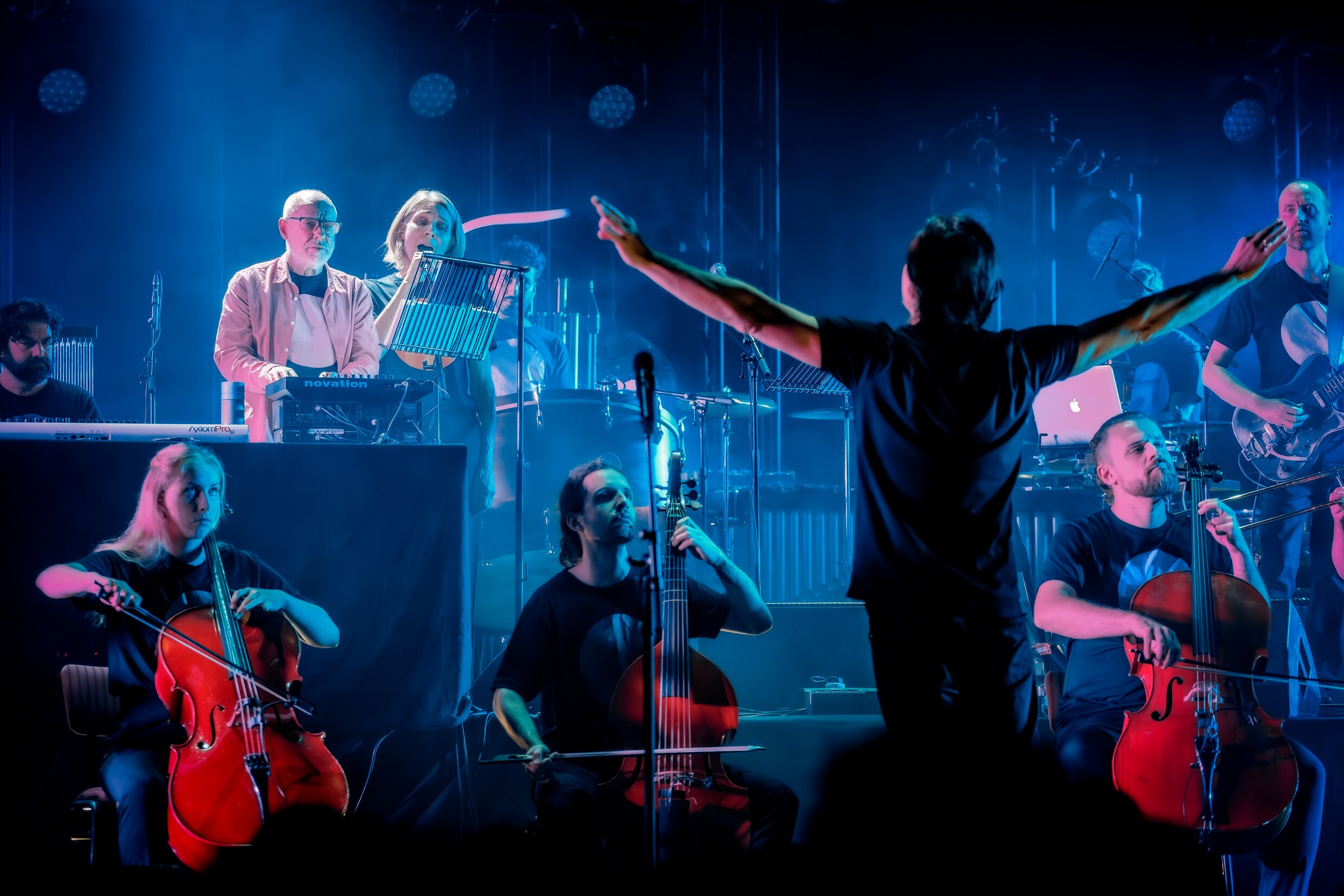 De klassiekers van Brian Eno worden in TivoliVredenburg zeldzaam mooi ...