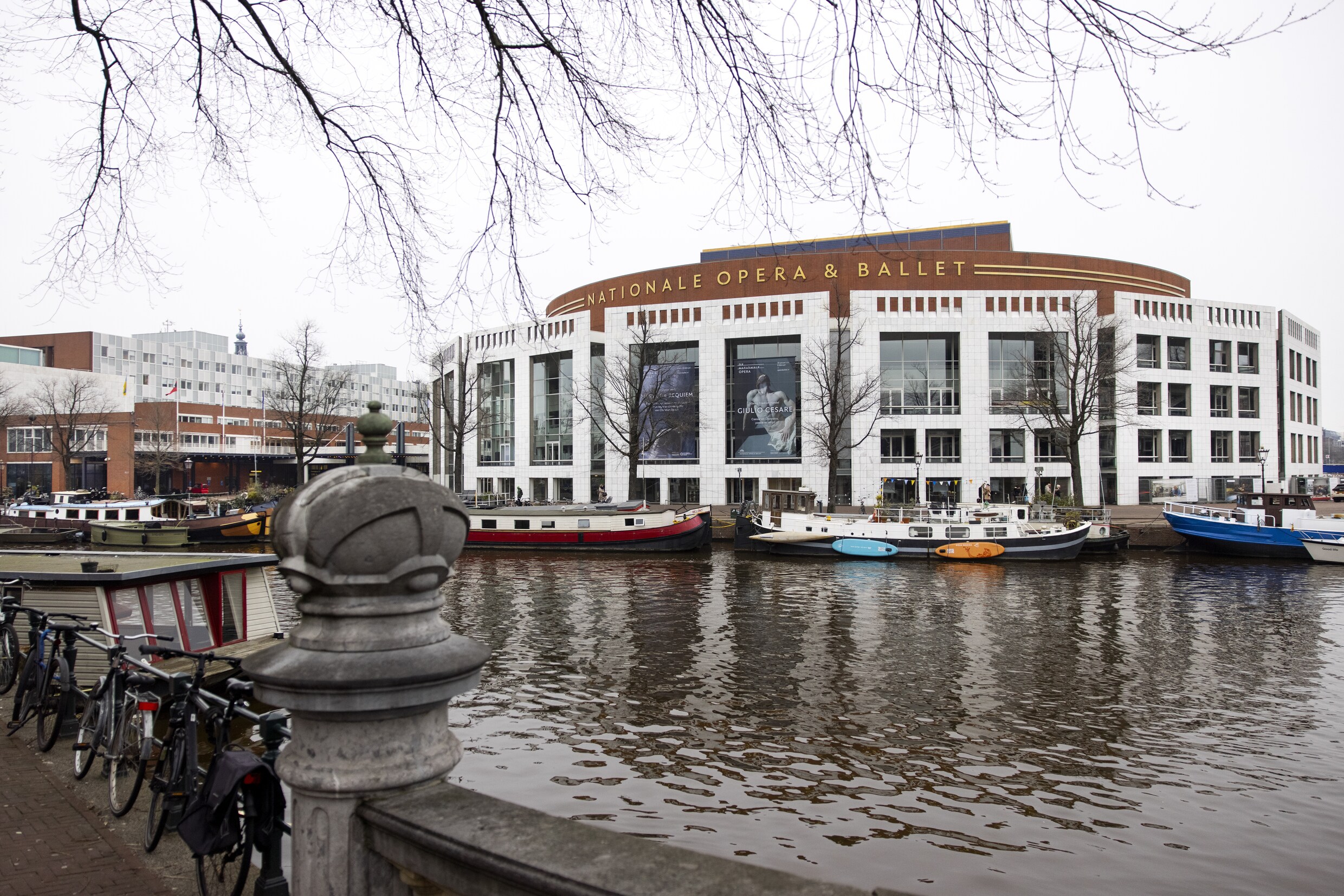 Onderzoek: signalen van institutioneel racisme bij gemeenten ...