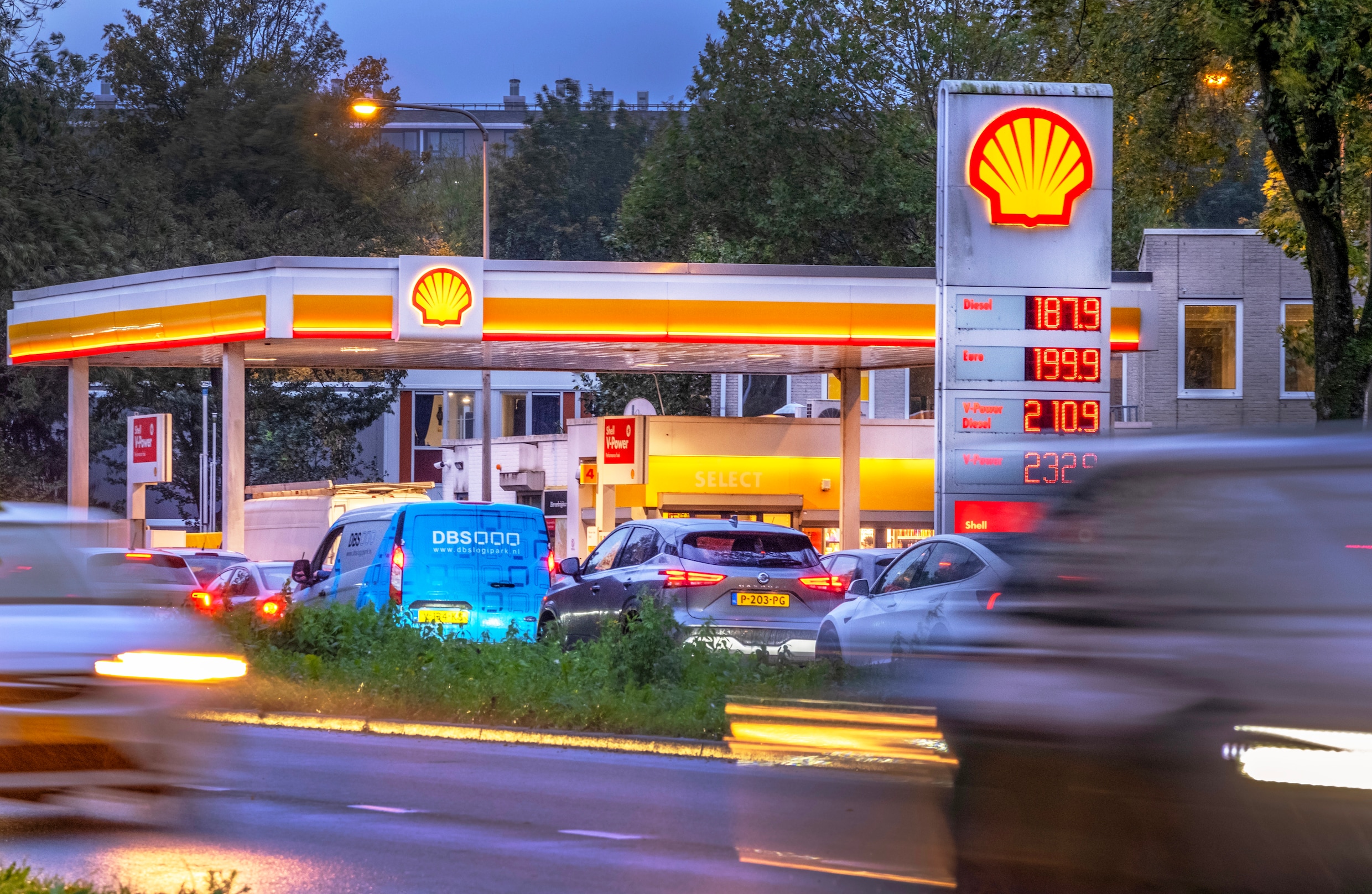 Opinie: Via obligaties blijven banken spekkoper van de fossiele energie ...