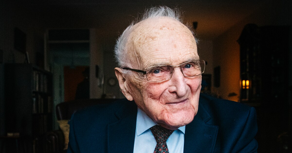 Arie den Hartog is 100 jaar: ‘De staat heeft het pensioengeld van ...