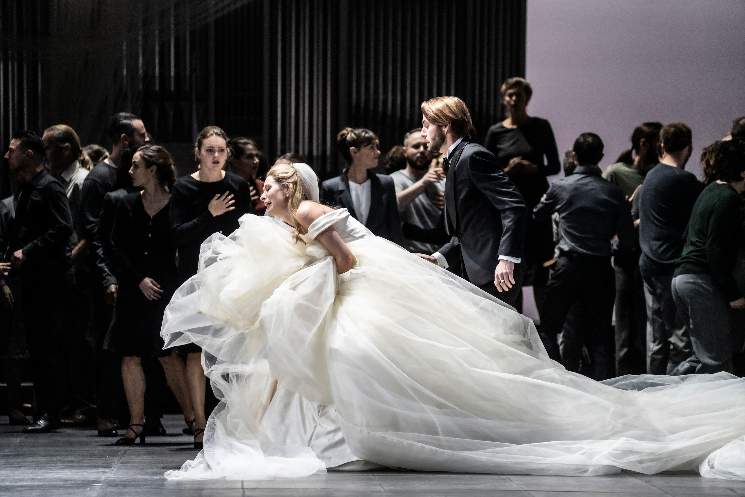 Wie zich in deze donkere tijden wil laven aan een ridderverhaal, kan ...