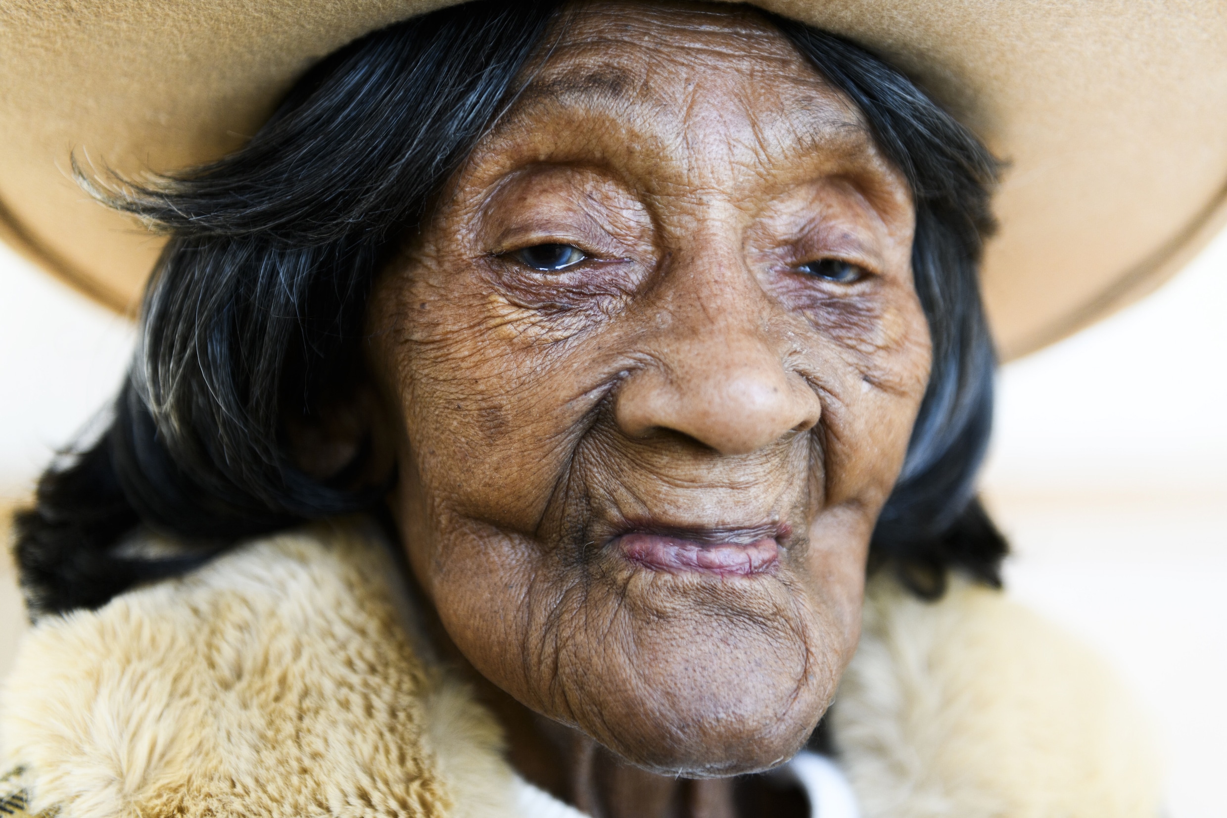 Een eeuw na het bloedbad in Tulsa wacht de 109-jarige Lessie ...