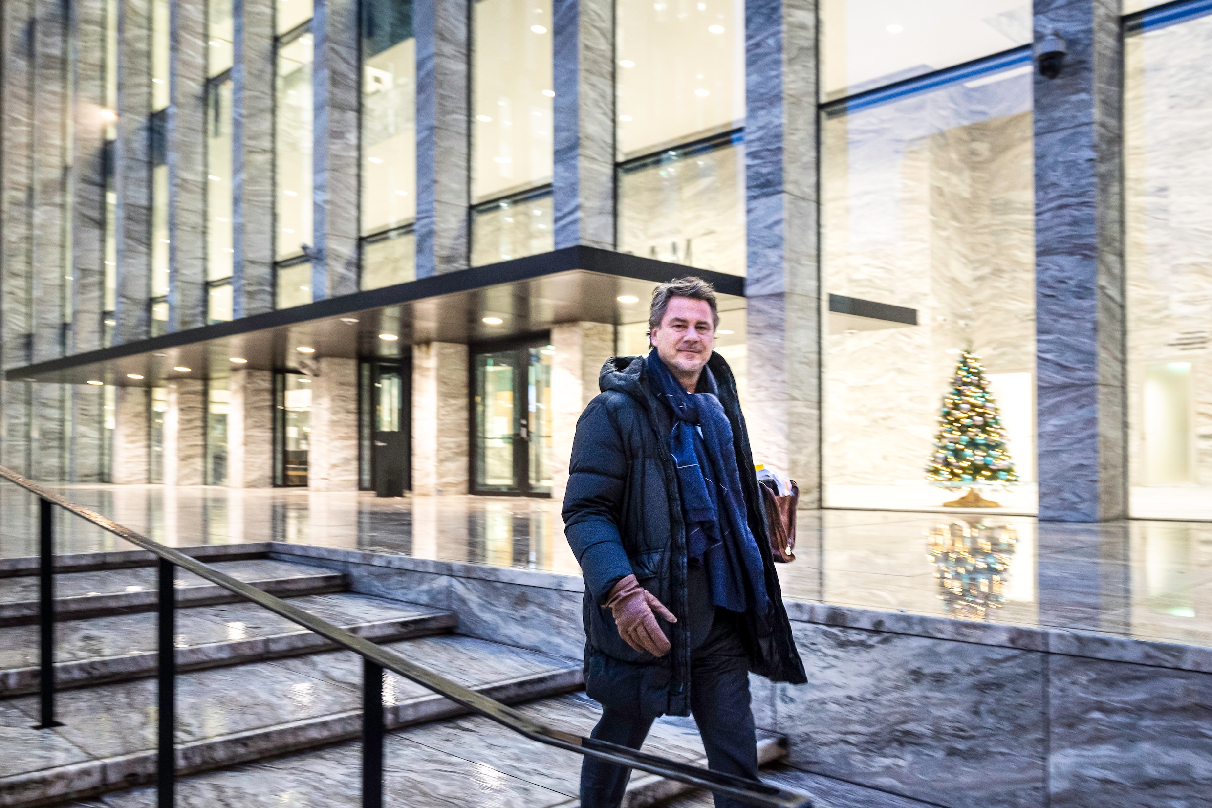 Gangsterrapper Joey AK ontkent gijzeling en mishandeling: ‘De ...