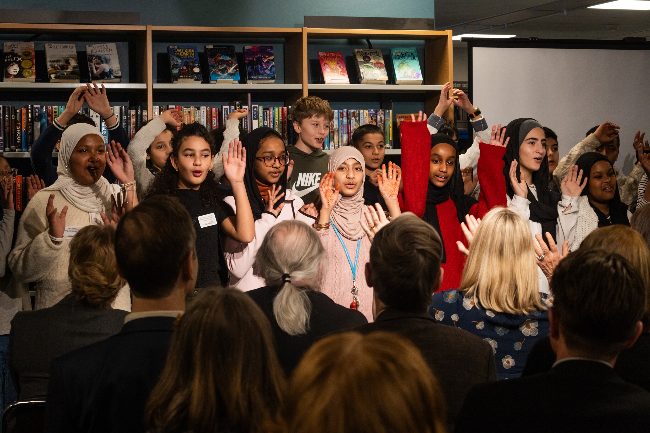 Van de Zweedse elite door naar een van de beruchtste wijken van ...