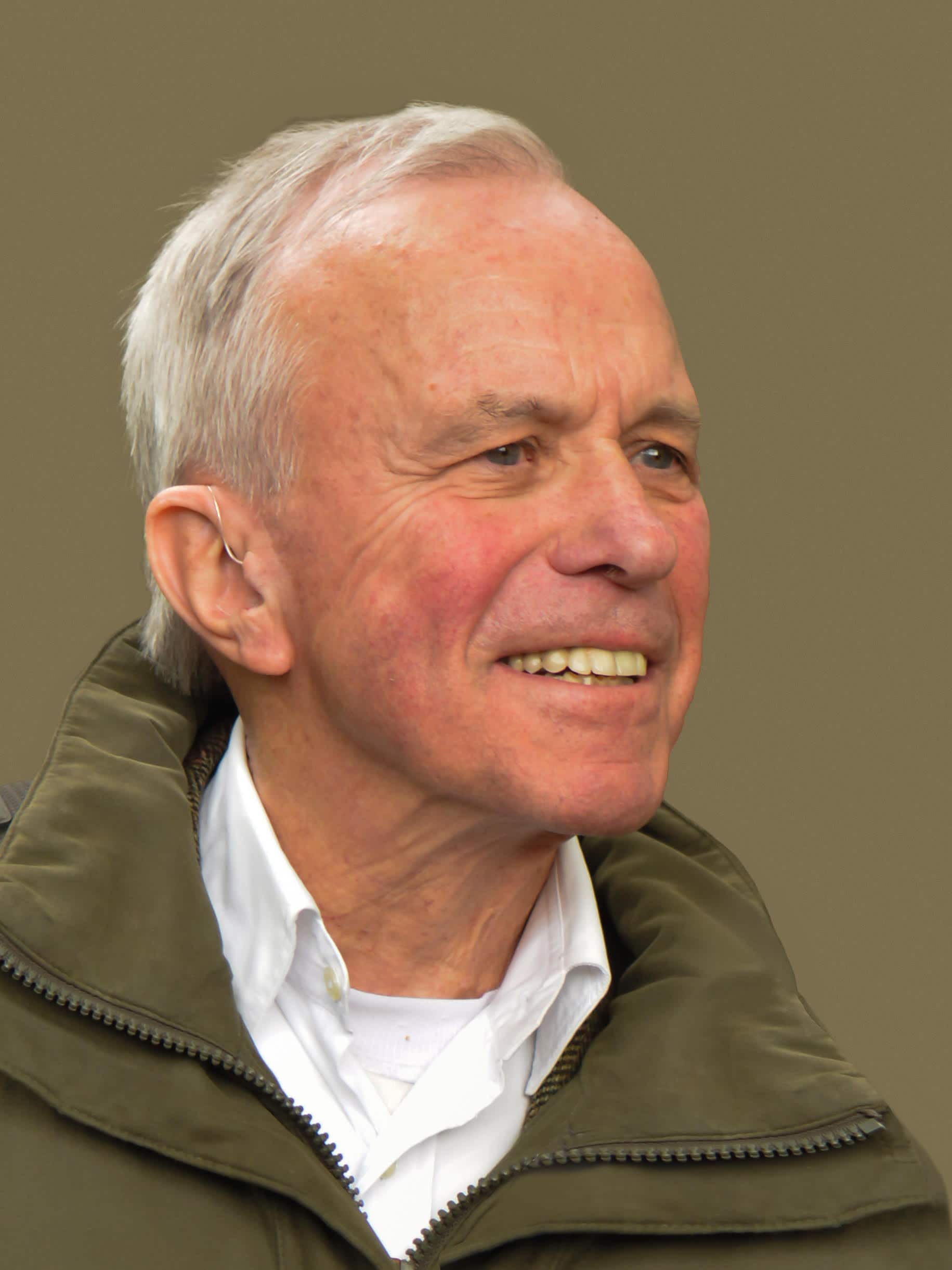 Financieel adviseur Dolf van der Weij (1937-2023) kreeg de diagnose ...