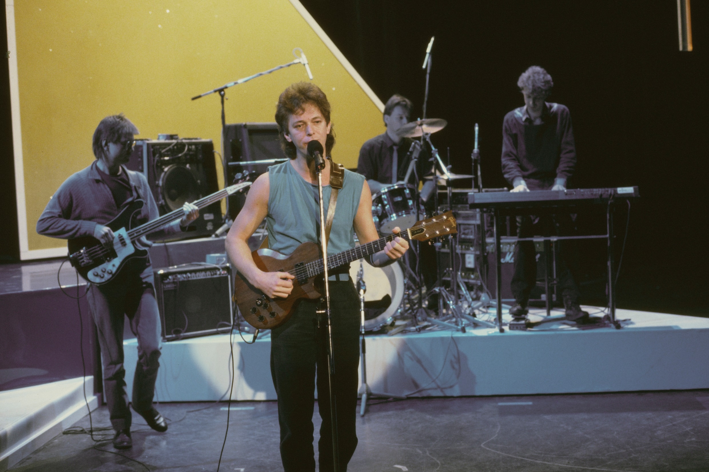 In ‘Ellie’ wimpelt Harrie Jekkers de uitnodiging van zijn ex af om te ...