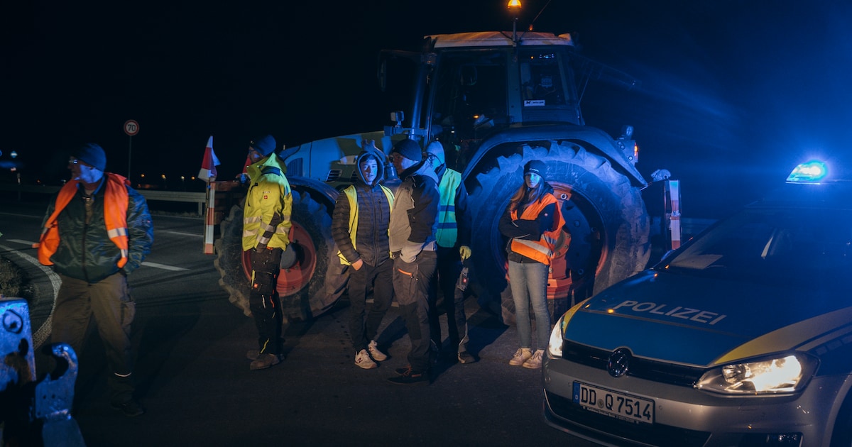 De Week van de Woede is begonnen: Duitse boeren blokkeren massaal ... De Week van de Woede is begonnen: Duitse boeren blokkeren massaal ...