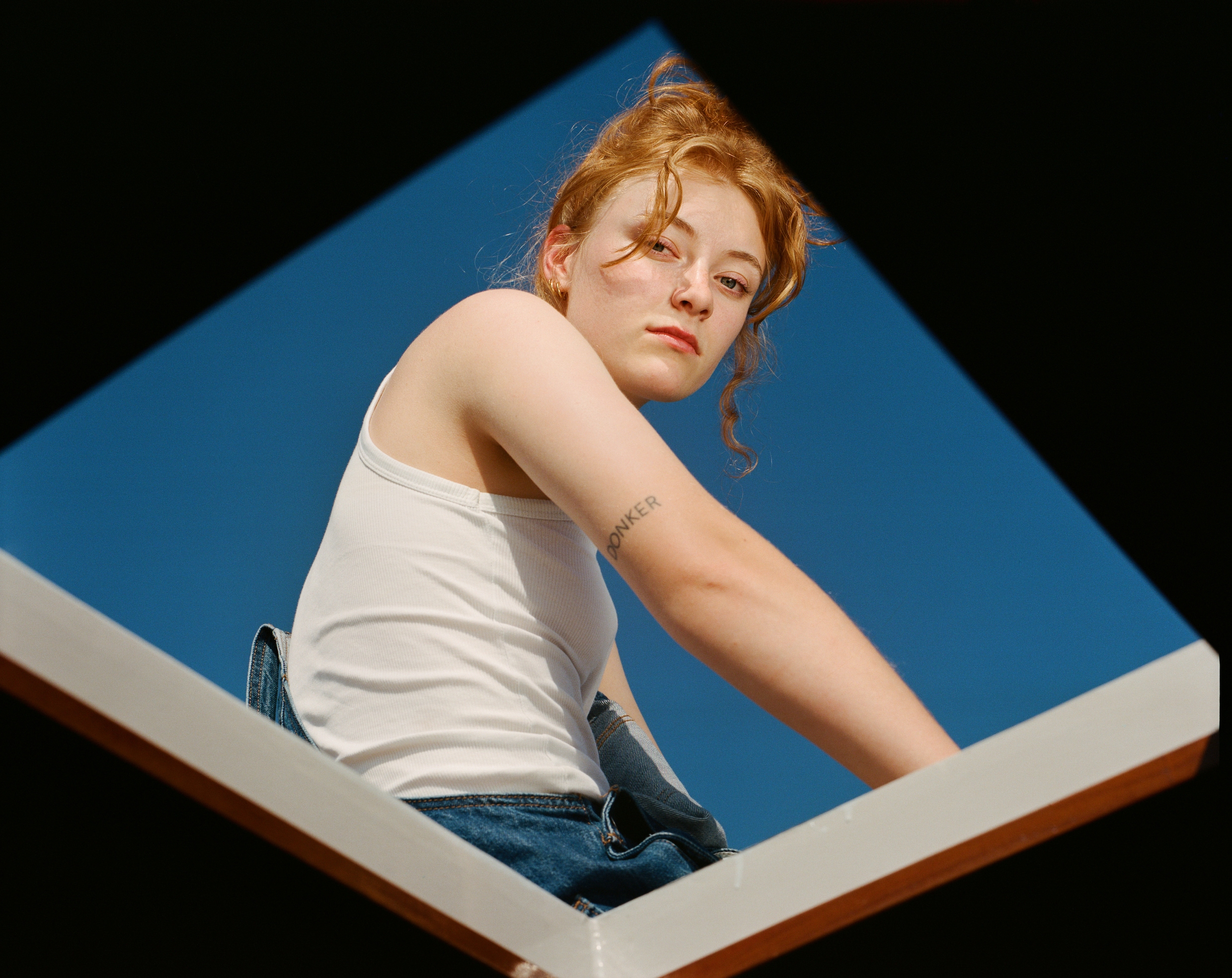 Froukjes debuutalbum ‘Noodzakelijk verdriet’ laat niet veel verrassends ...