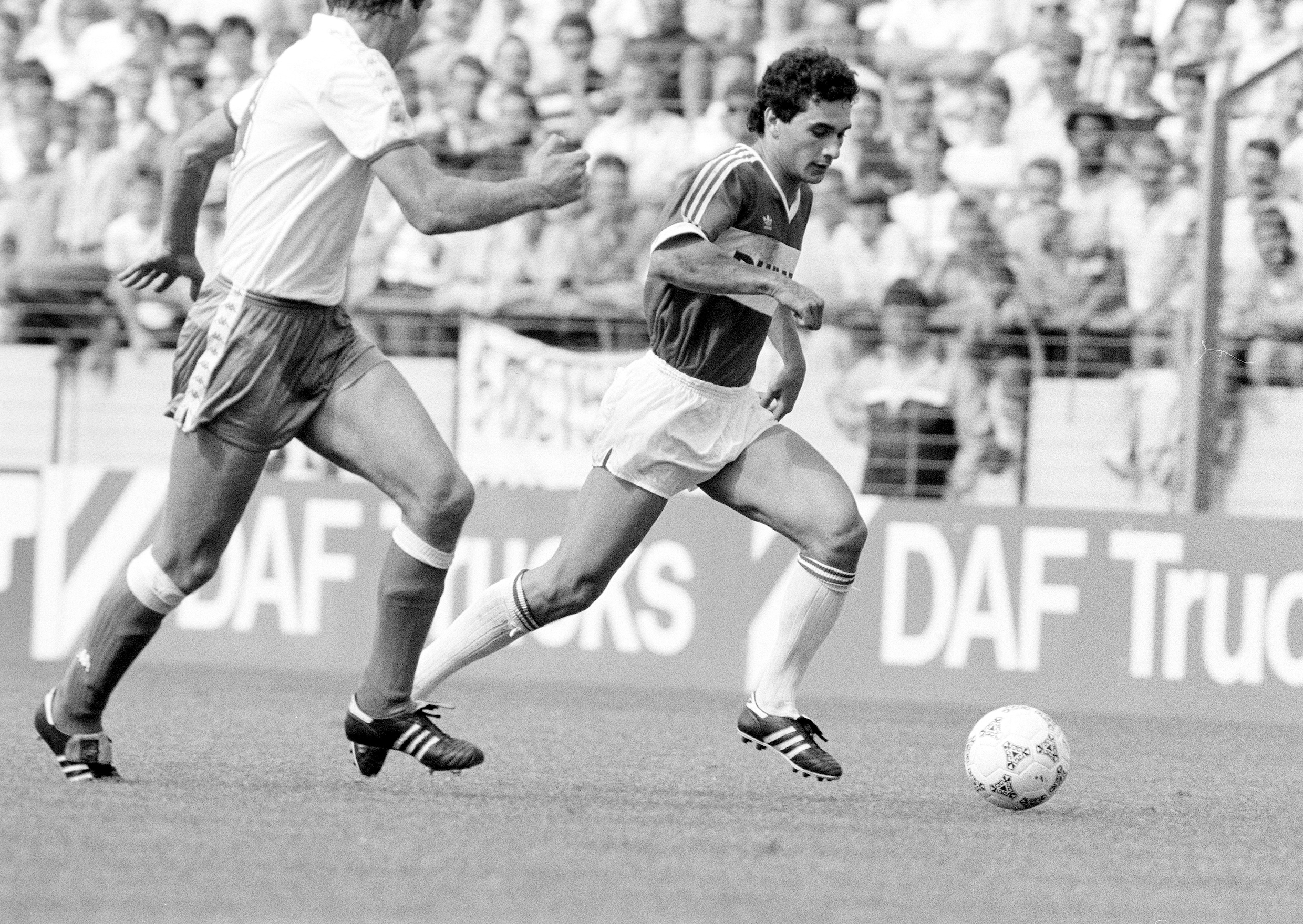 Net als nu was PSV 36 jaar geleden vrijwel onverslaanbaar: ‘Het was een ...