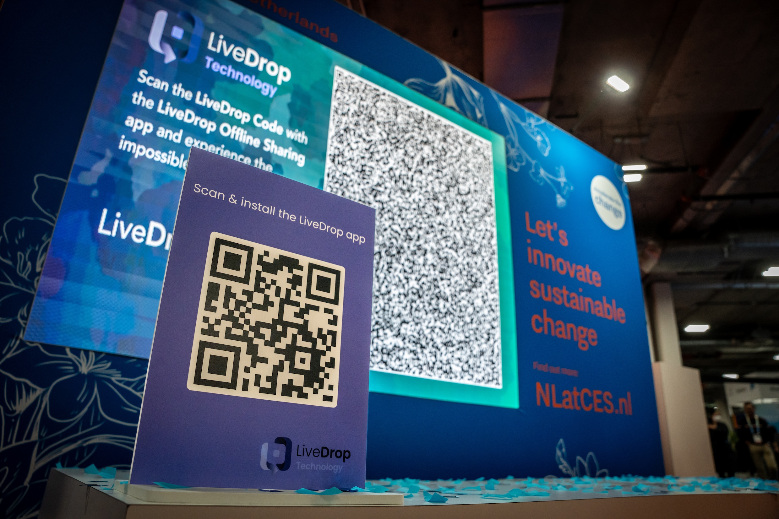 Met LiveDrop kun je bestanden sturen in vliegtuigmodus, dankzij een ...