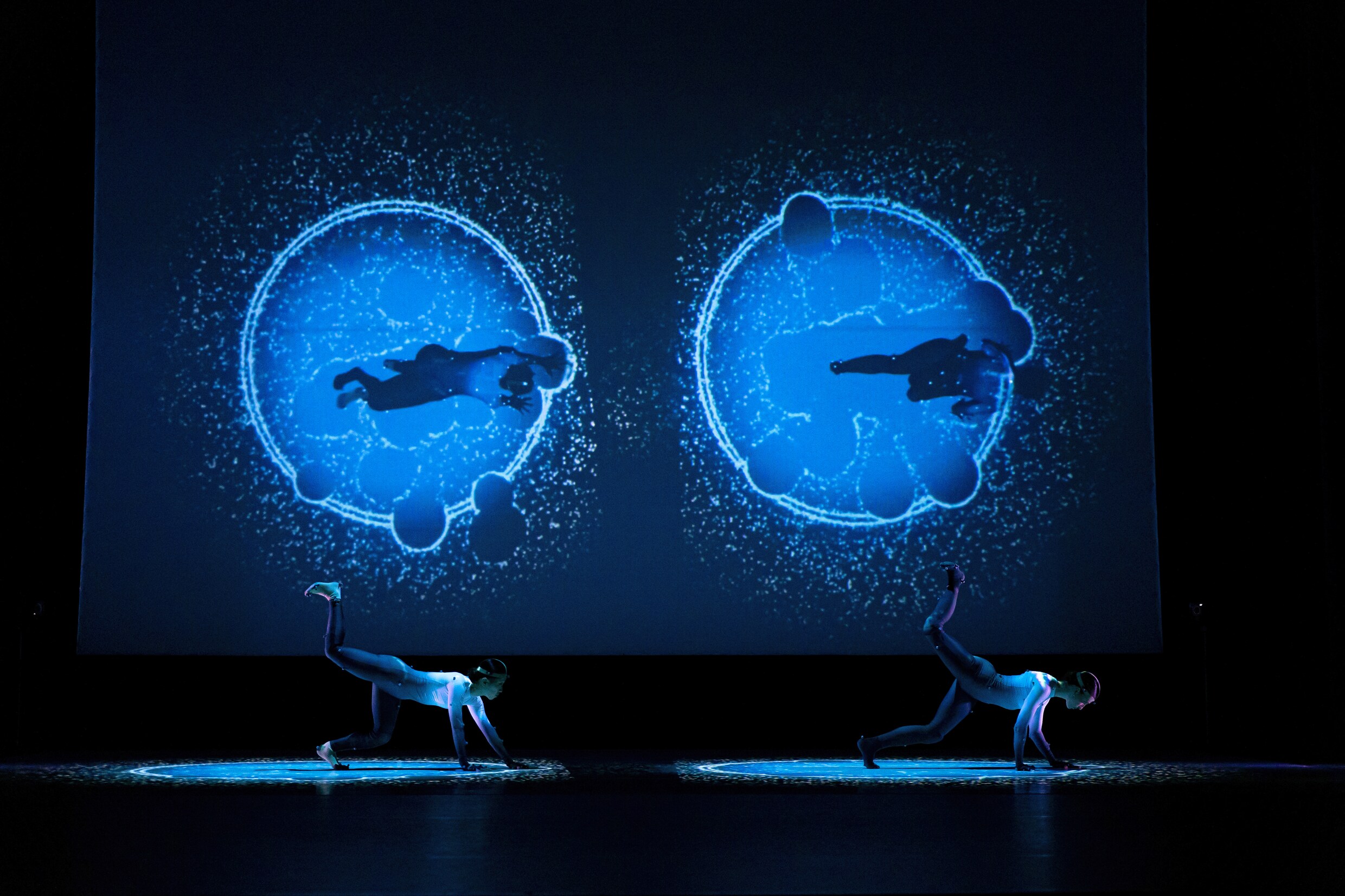‘Digital Twin’, het nieuwe vierluik van Another Kind of Blue, draait te ...