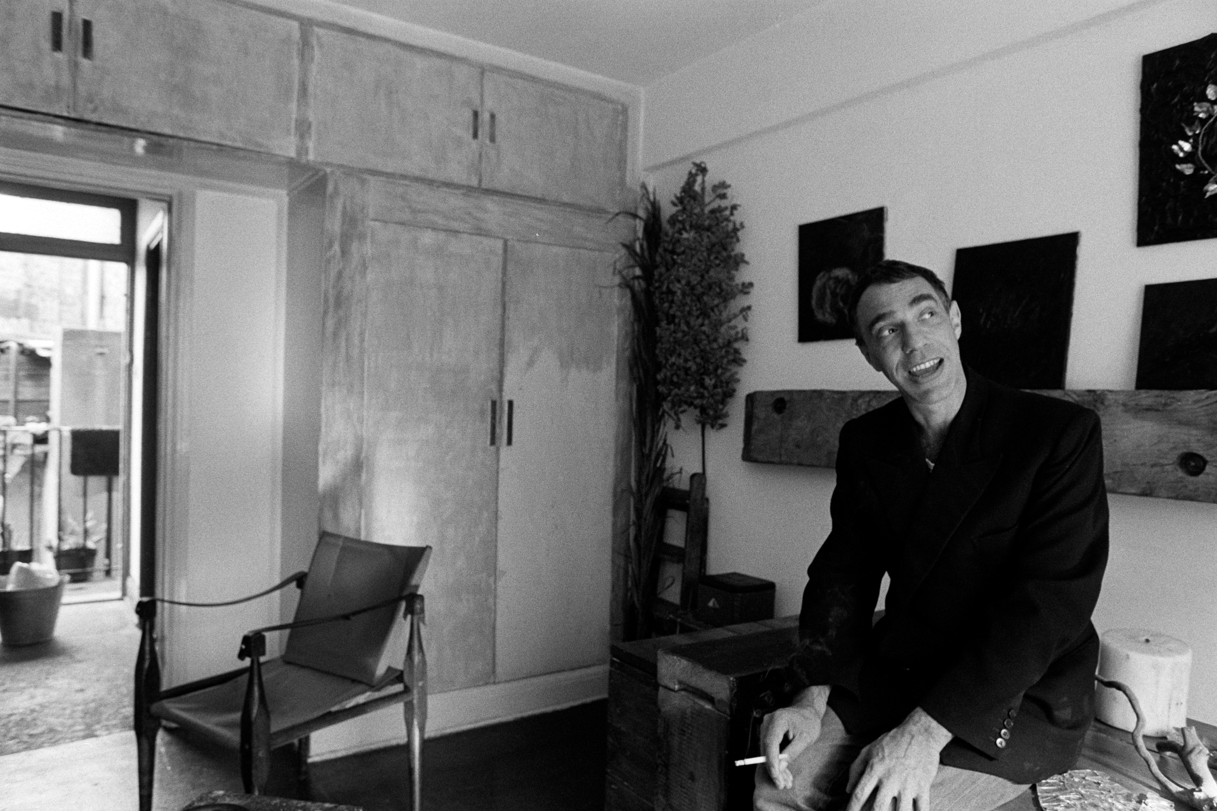 Al was filmmaker Derek Jarman terminaal ziek, zijn dagboek getuigt op ...