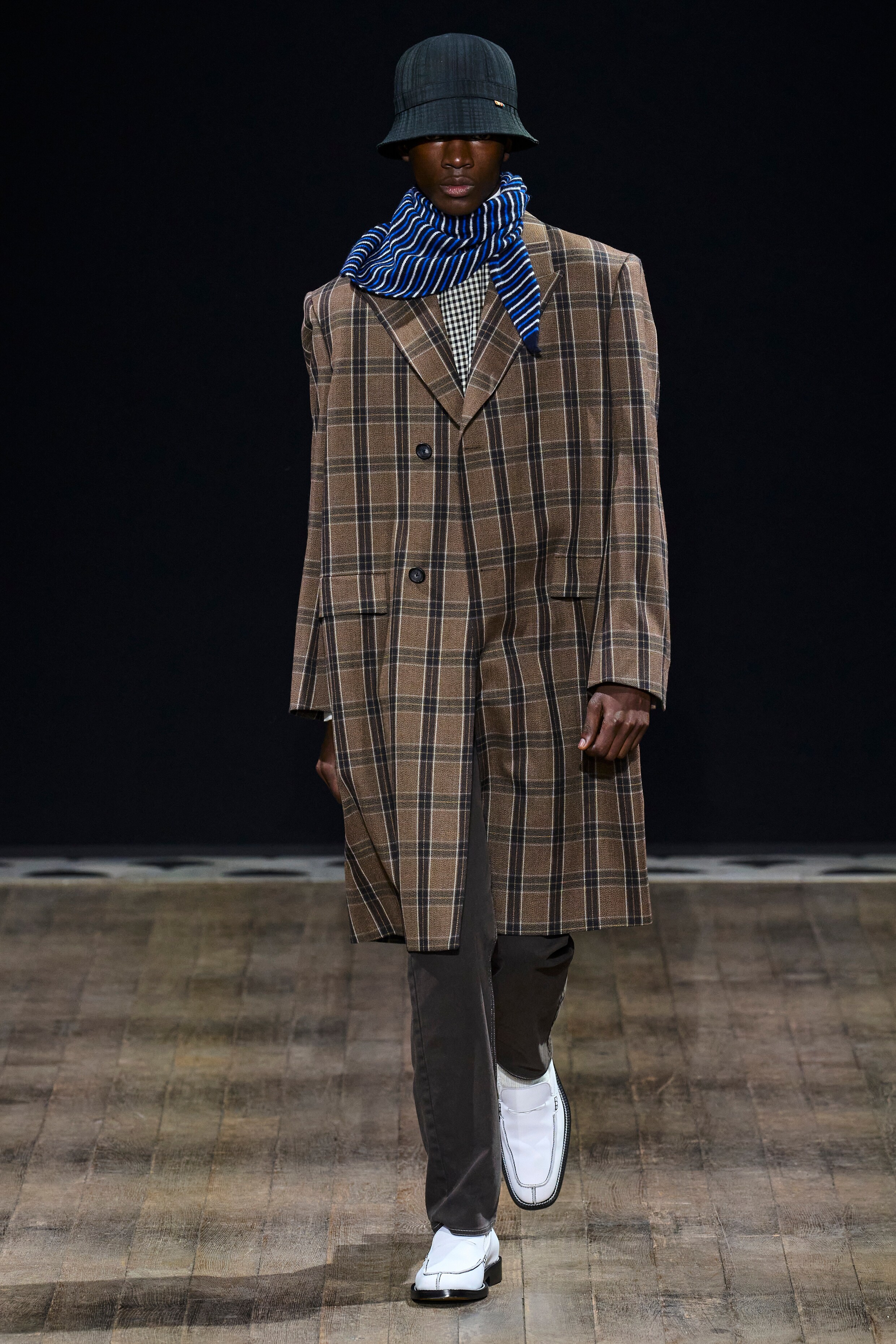 Wie als man een ruit wil dragen, moet eerst kiezen. Ben ik een Cary of ...