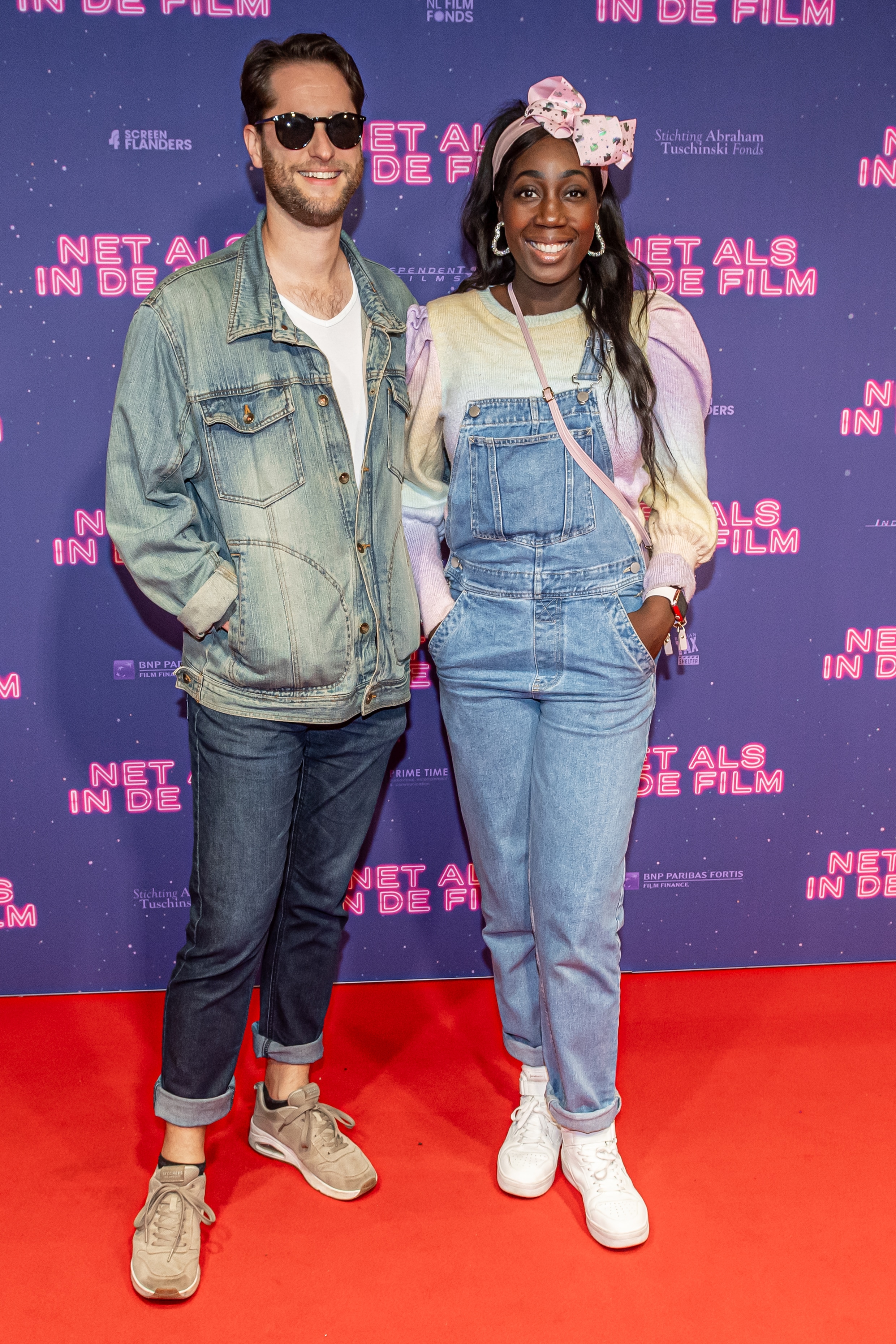 De meest rebelse manier om nu denim te dragen is niet shabby, maar chic ...