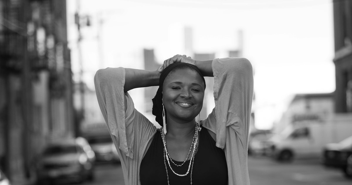 Lizz Wright zong prachtig in Paradiso. Toch was het concert een beetje ...