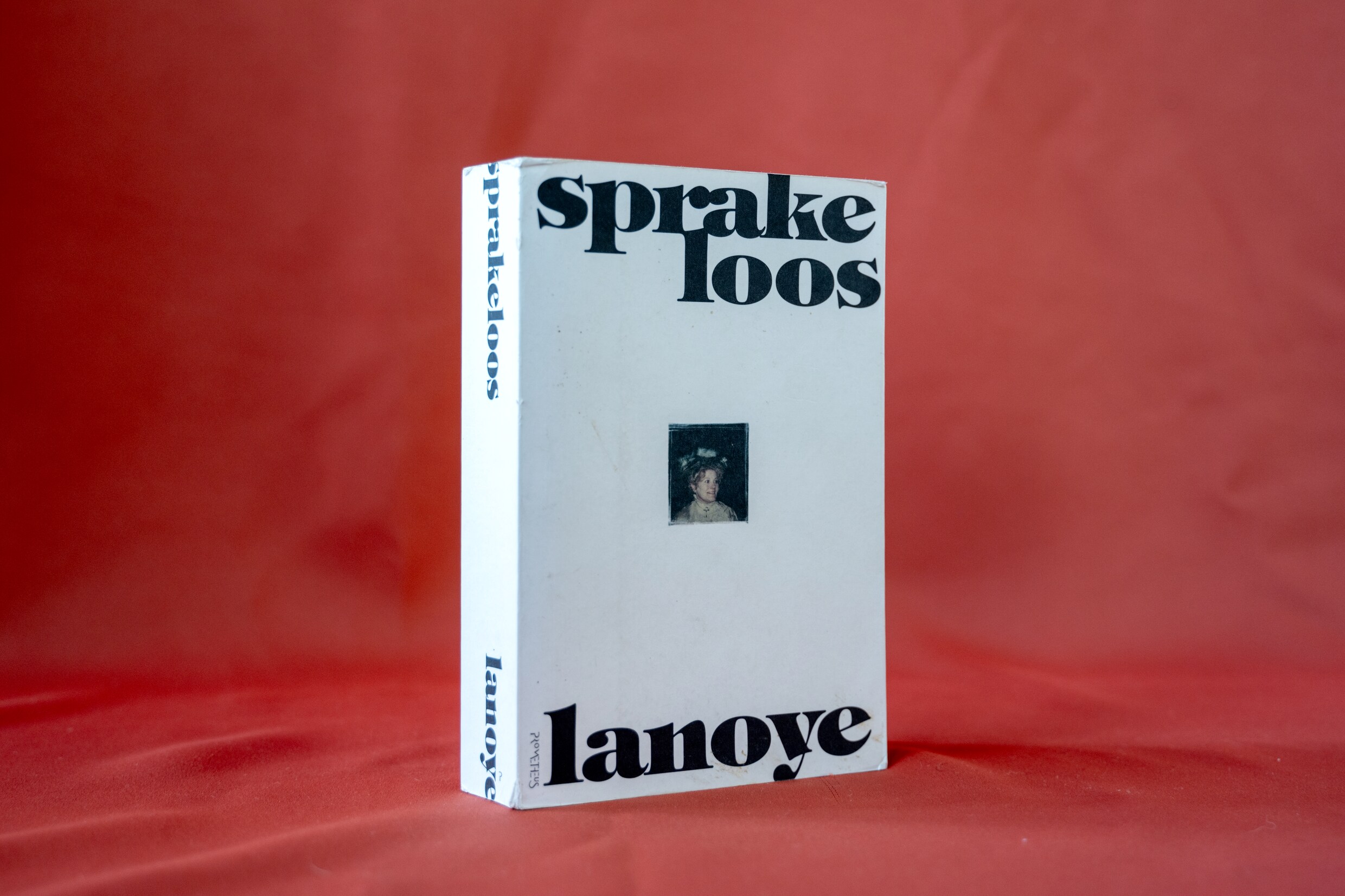 Dit zijn de favoriete boeken uit de rijk gevulde boekenkast van Rik van ...