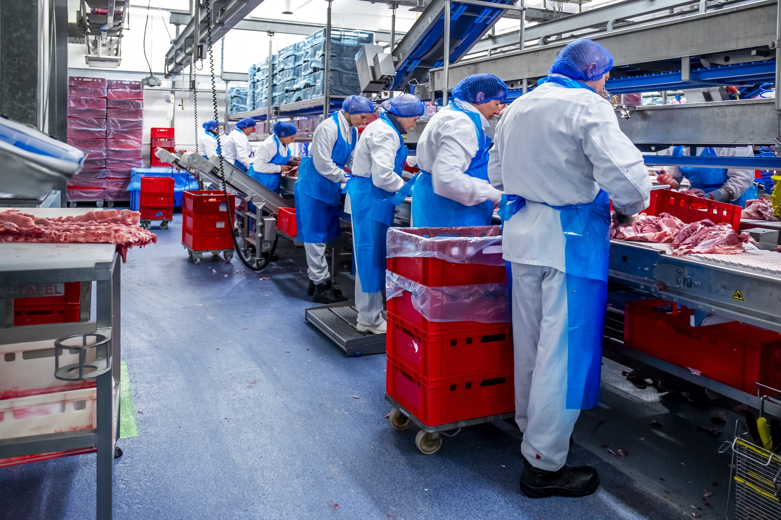 Met detachering wordt de arbeidsmigrant nóg goedkoper – Adviesraad ...