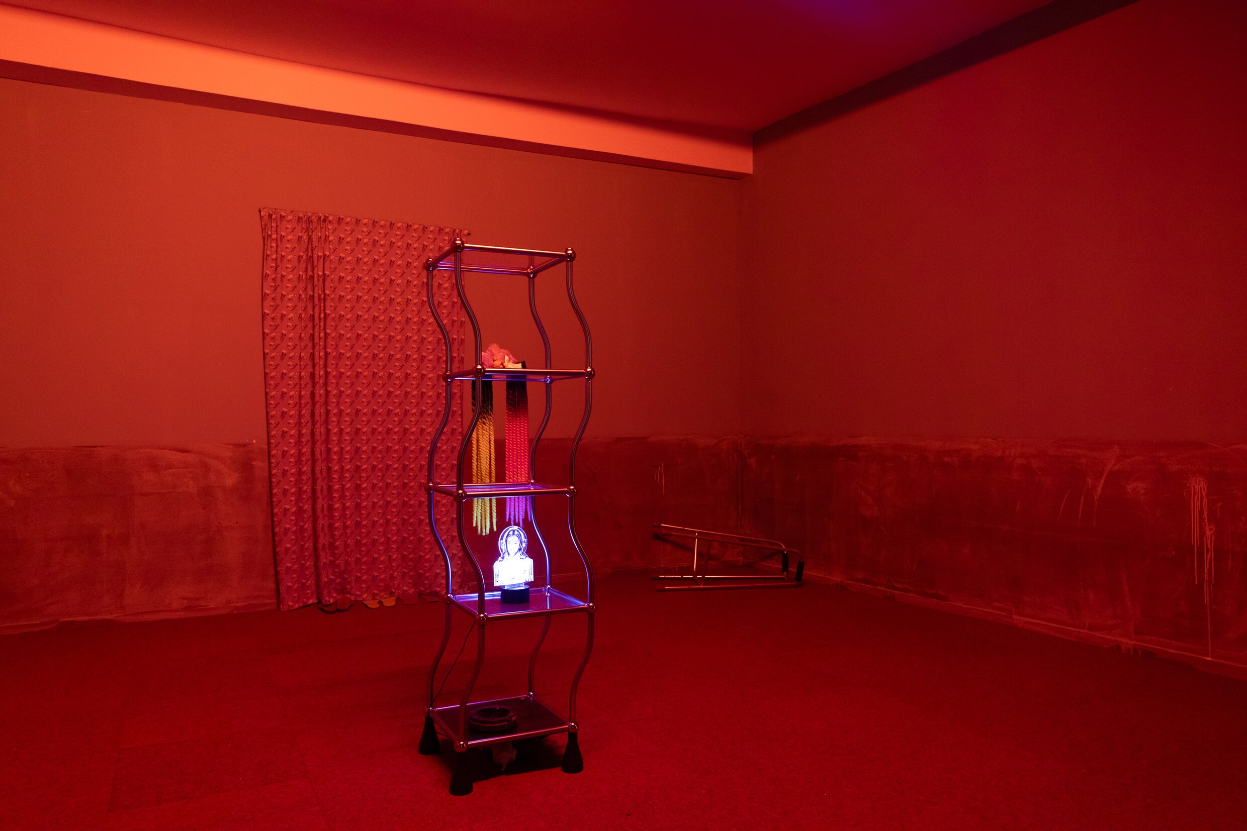 De geëngageerde kunst van Peruaan Arturo Kameya: ‘Sommige dingen kun je ...