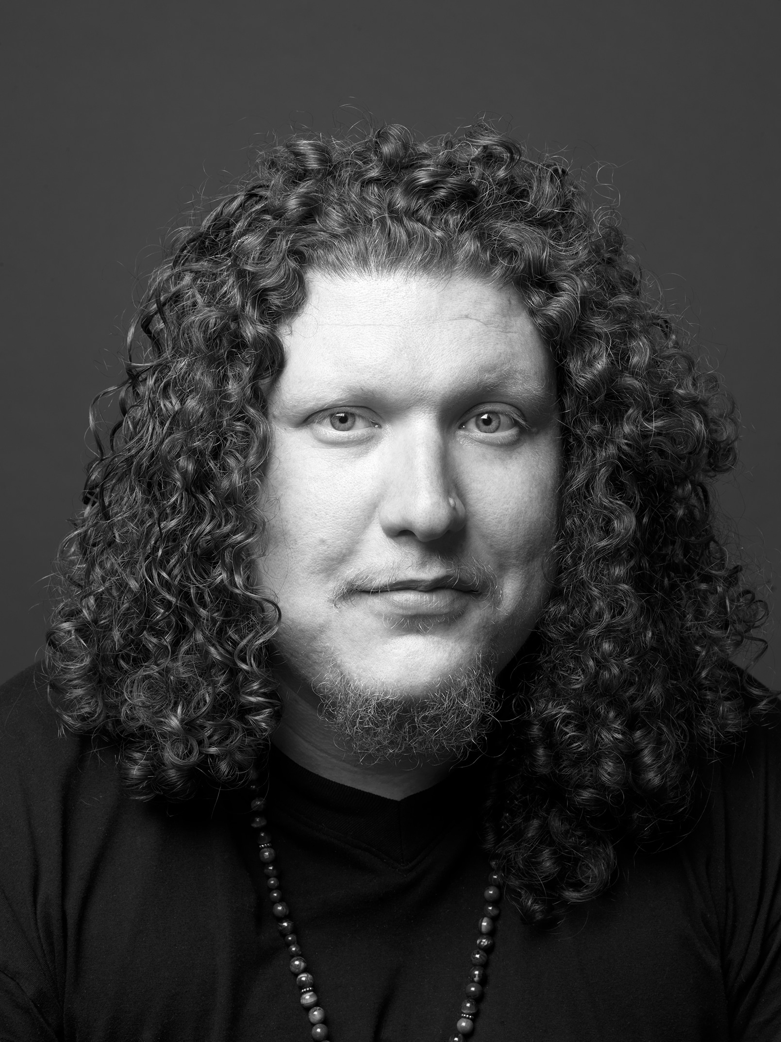 Recensie: ‘De schim van Raamswolde’ van Alexander Baneman maakt indruk door de fascinerende ...