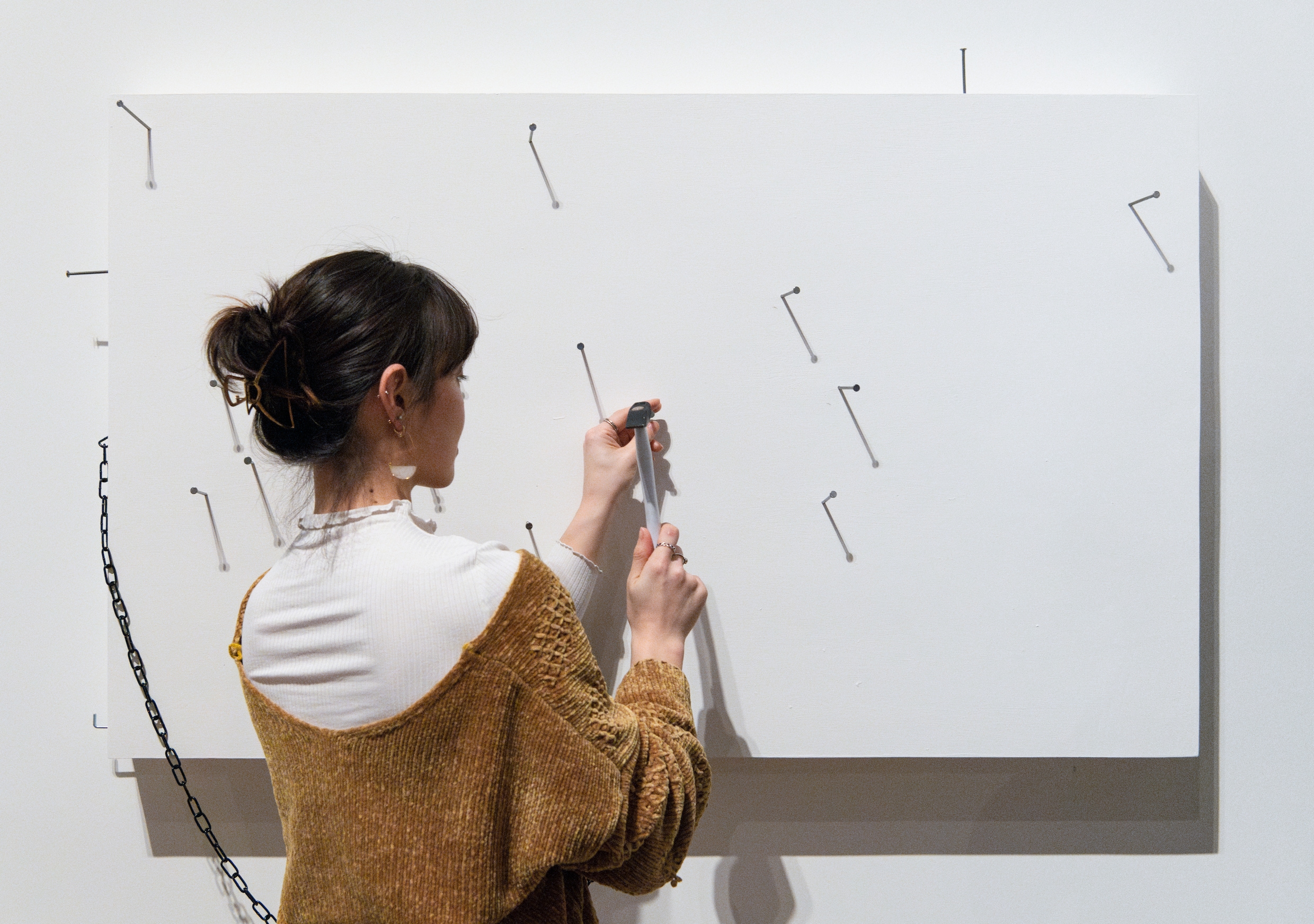 In Tate Modern timmeren en tekenen de bezoekers enthousiast wanneer ...